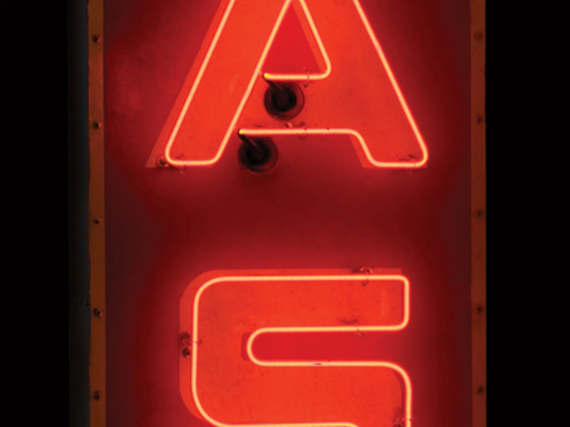 Nash Neon Sign | Vintage Motor Cars of Hershey 2009 | RM Sotheby's