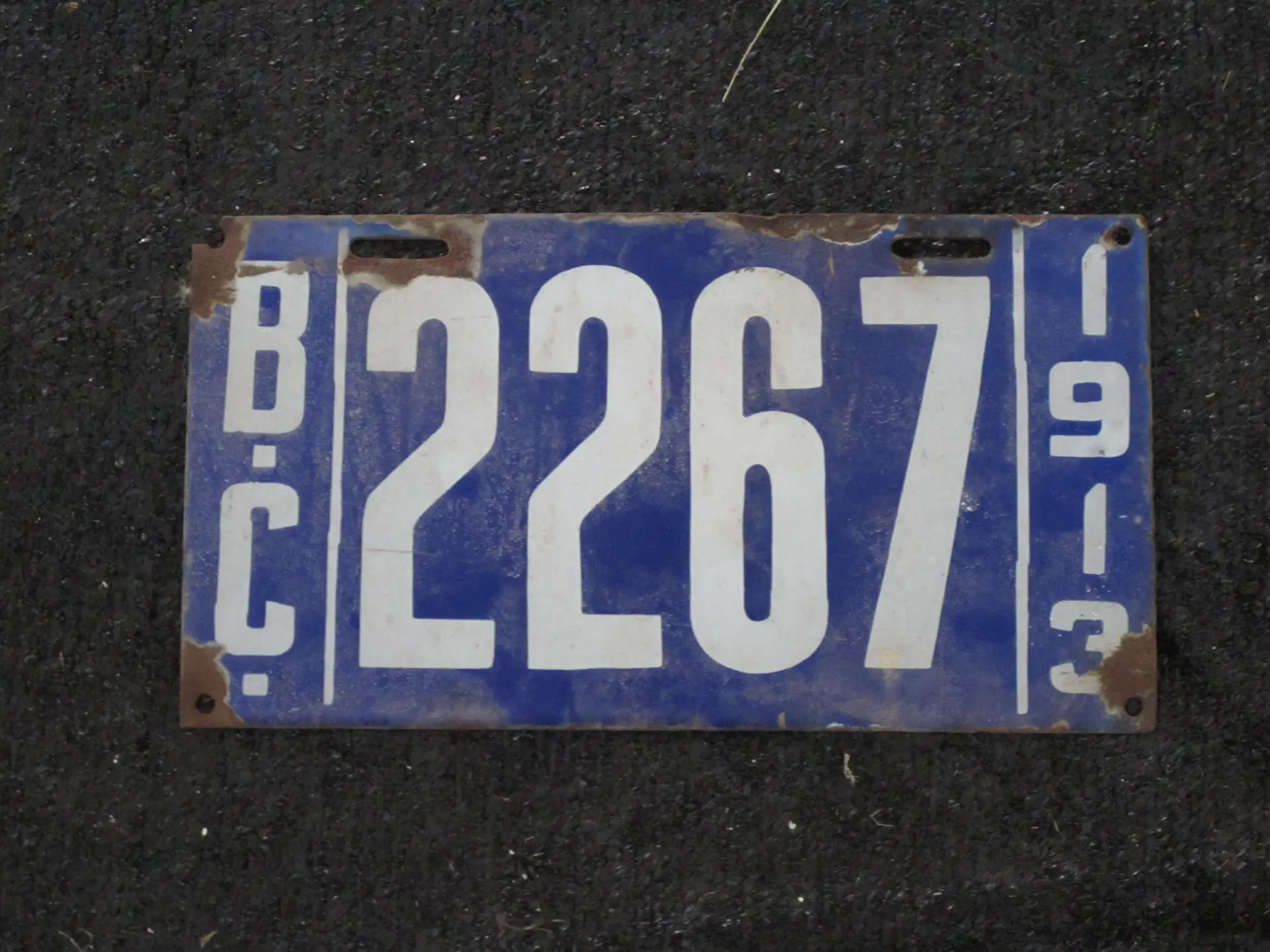 British Columbia Porcelain License Plate 1913 | The Lee Roy Hartung ...
