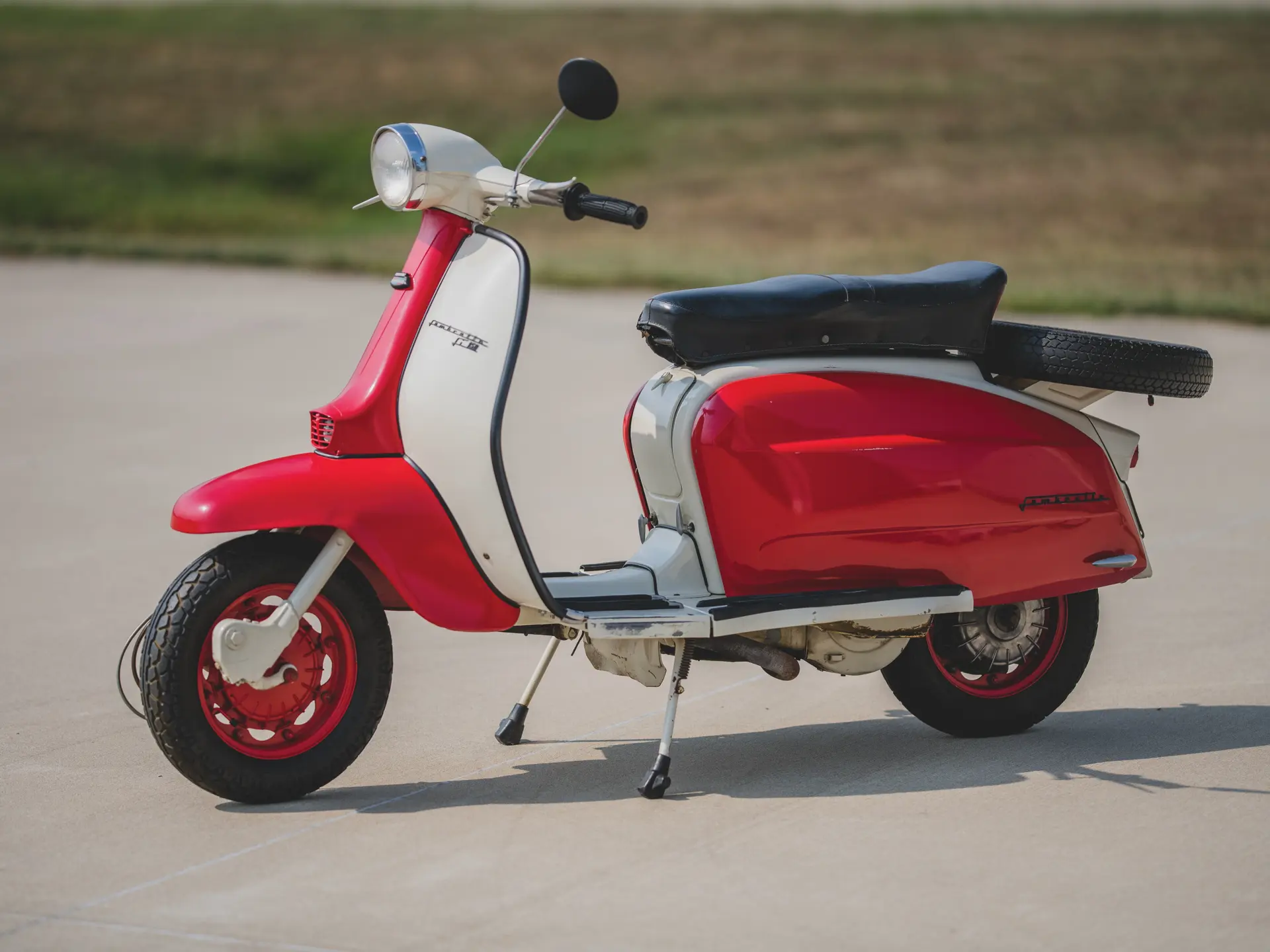 1963 Lambretta Li 150 Series III | The Elkhart Collection | RM Sotheby's