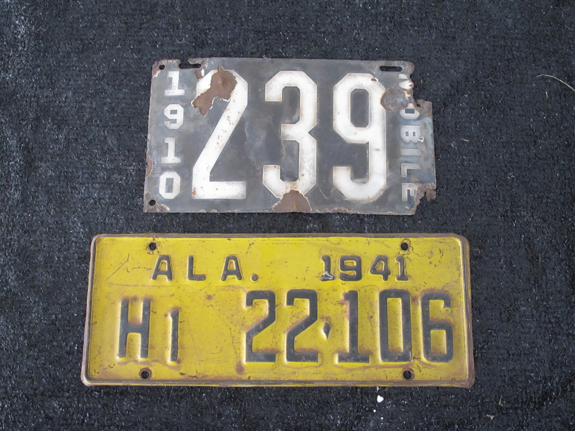 Alabama Porcelain License Plate | The Lee Roy Hartung Collection | RM ...