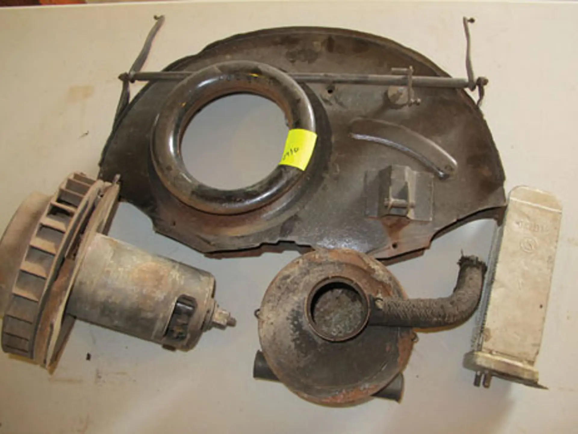 Porsche 356 Fan Shroud / Generator | The Bennett Collection | RM Sotheby's