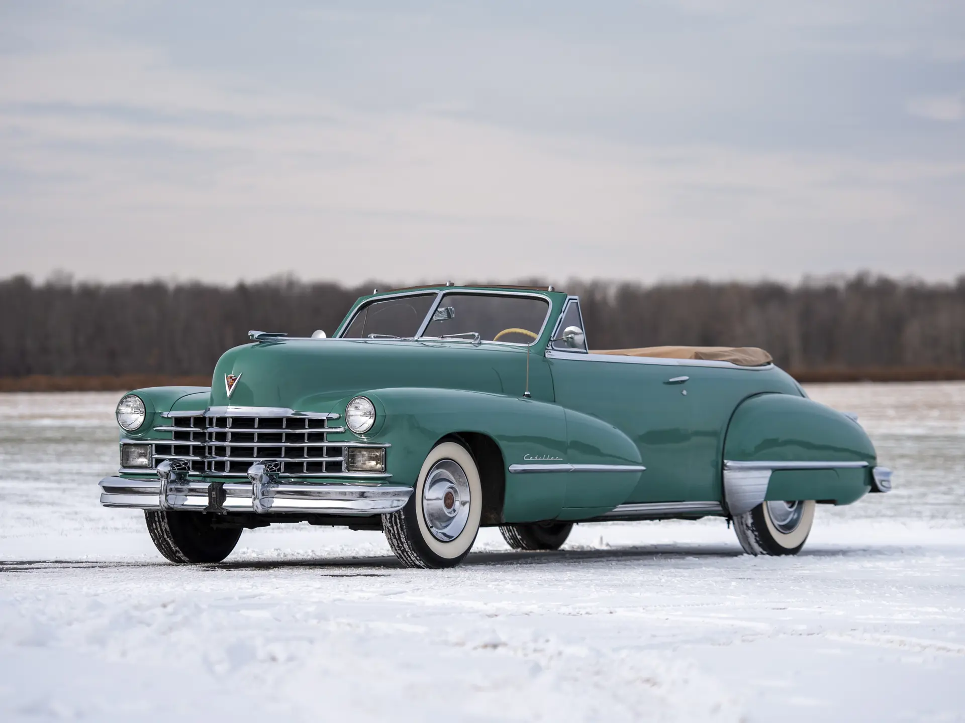 1947 Cadillac Series 62 Convertible | Auburn Fall 2020 | RM Sotheby's