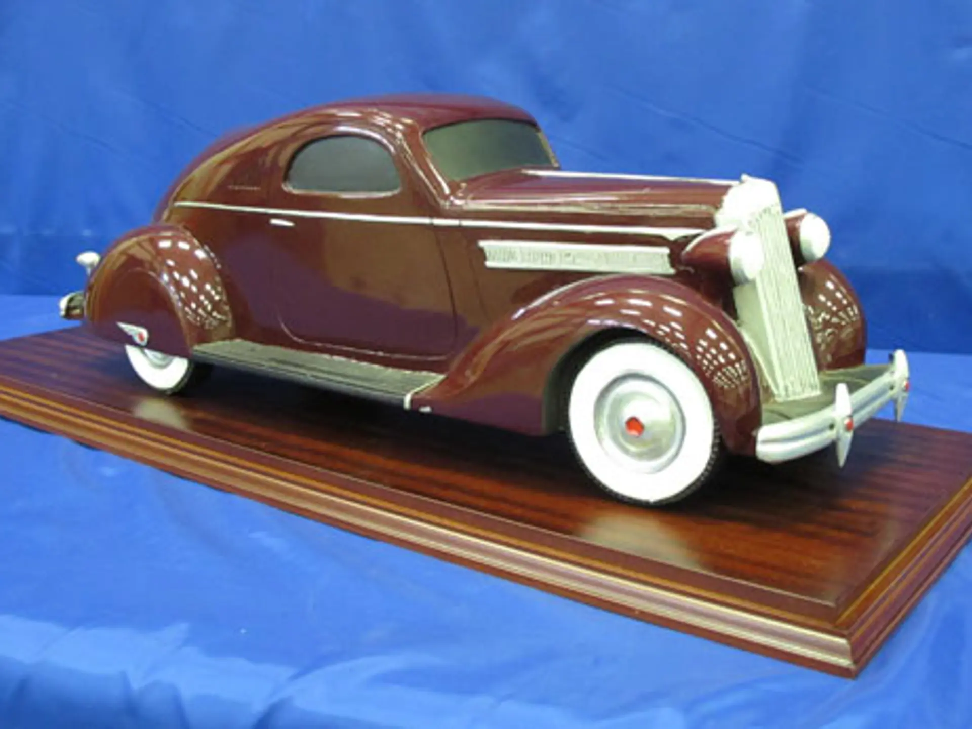 1935-36 Packard Two Door Fastback Styling 1/8 Scale Model | Auburn Fall ...