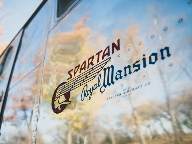 1951 Spartan Royal Mansion | Arizona 2019 | RM Sotheby's