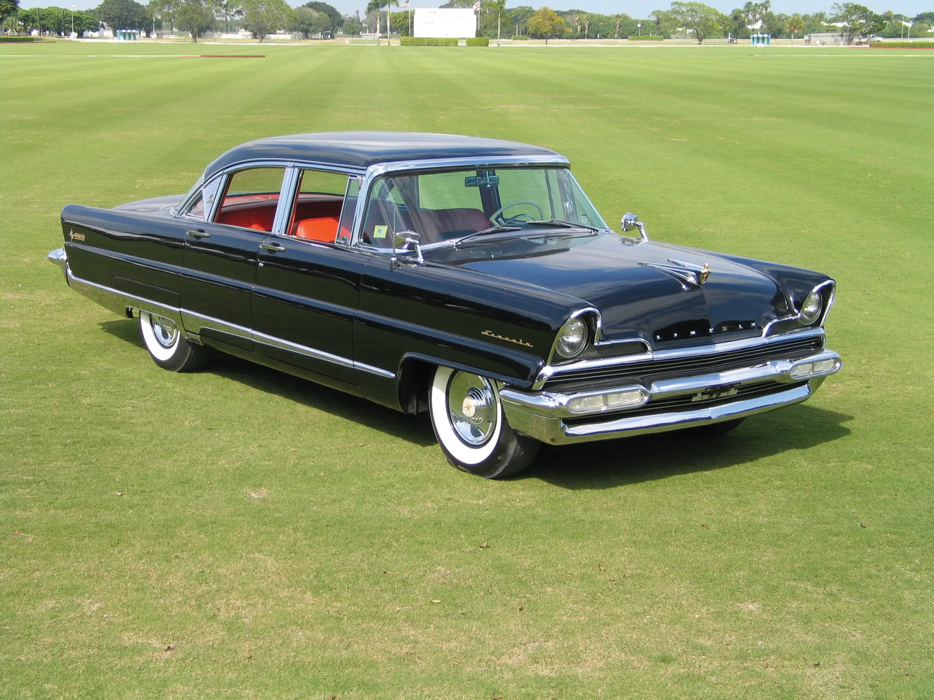 1956 Lincoln Premiere | Toronto International Spring Classic Car ...