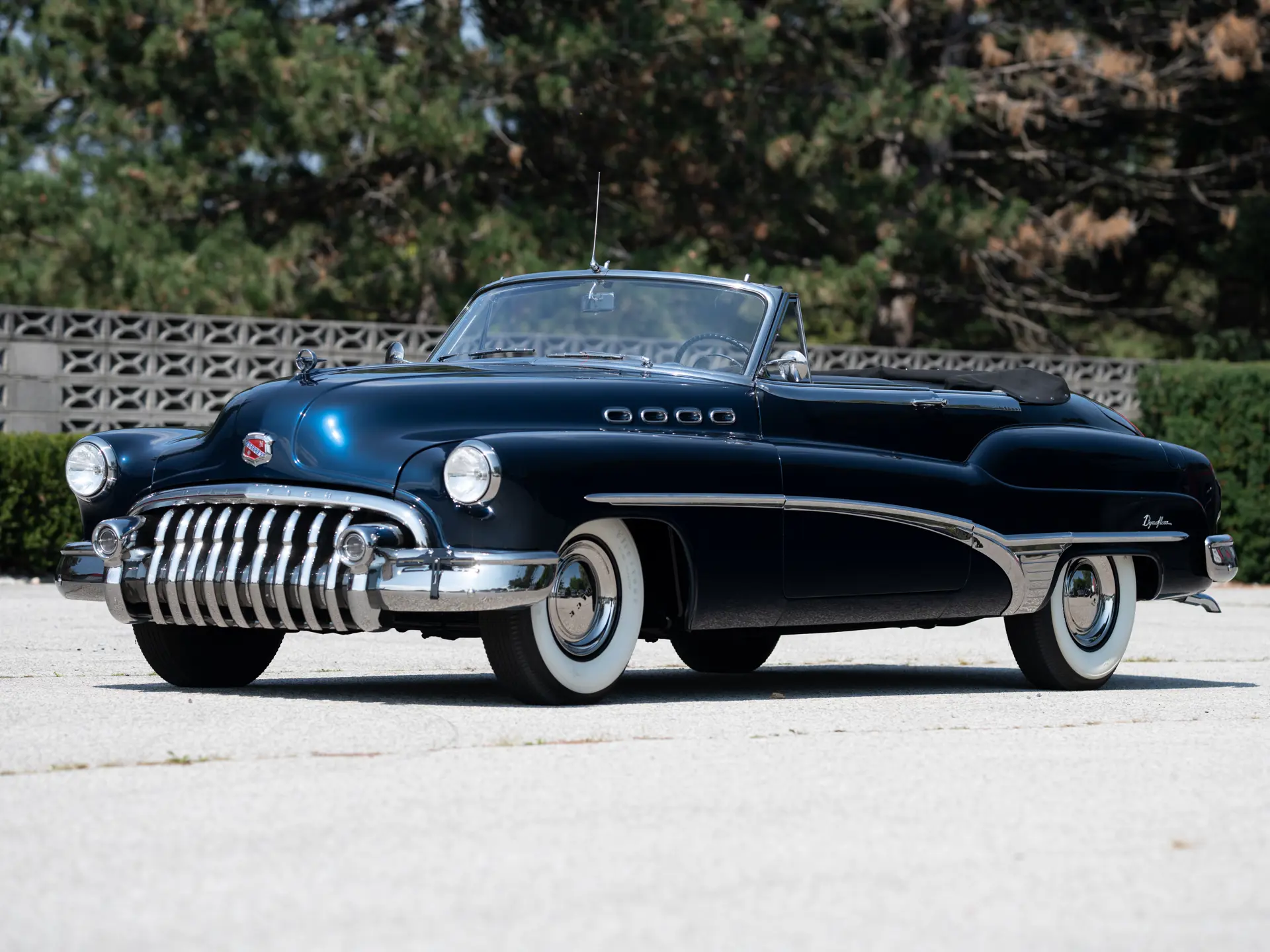 1950 Buick Roadmaster Convertible | Hershey 2021 | RM Sotheby's