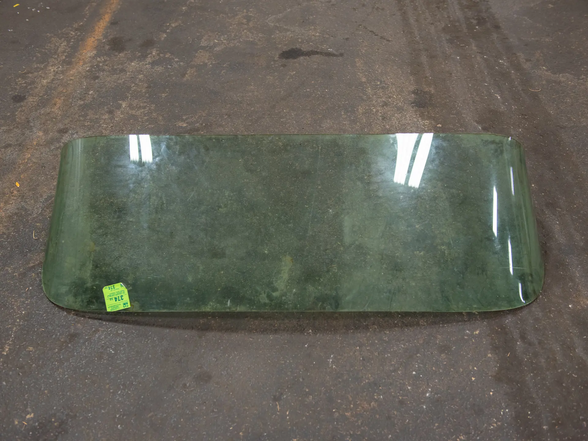 Thunderbird Windshield | Auburn Fall 2021 | RM Sotheby's
