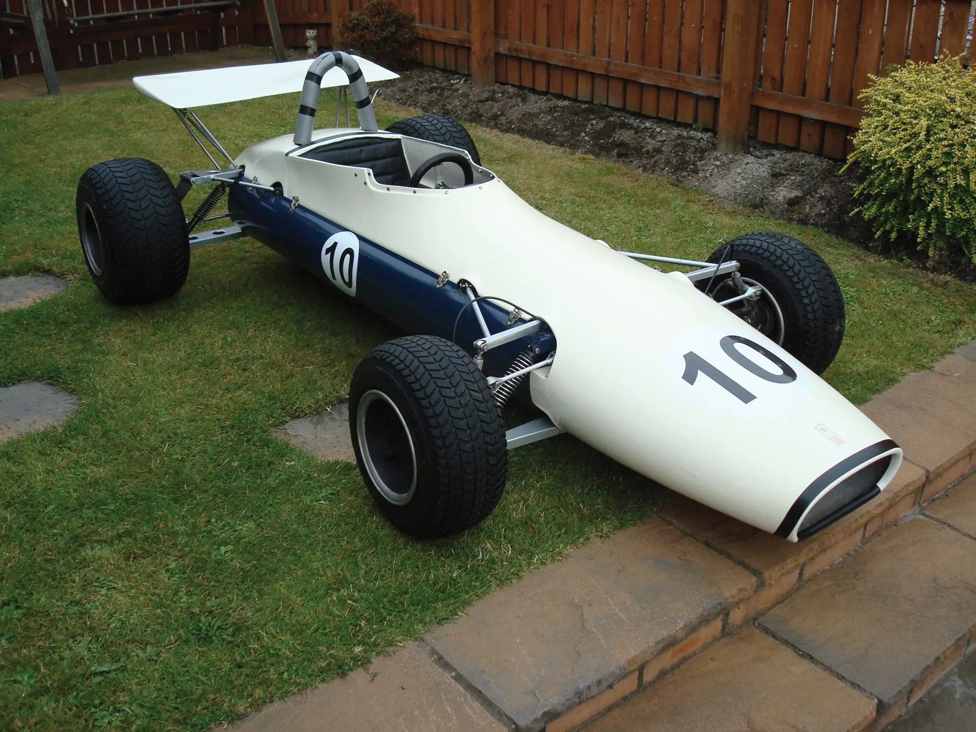 1972 JOMORO MINIATURE SINGLE-SEAT RACING CAR. | Automobiles of London ...