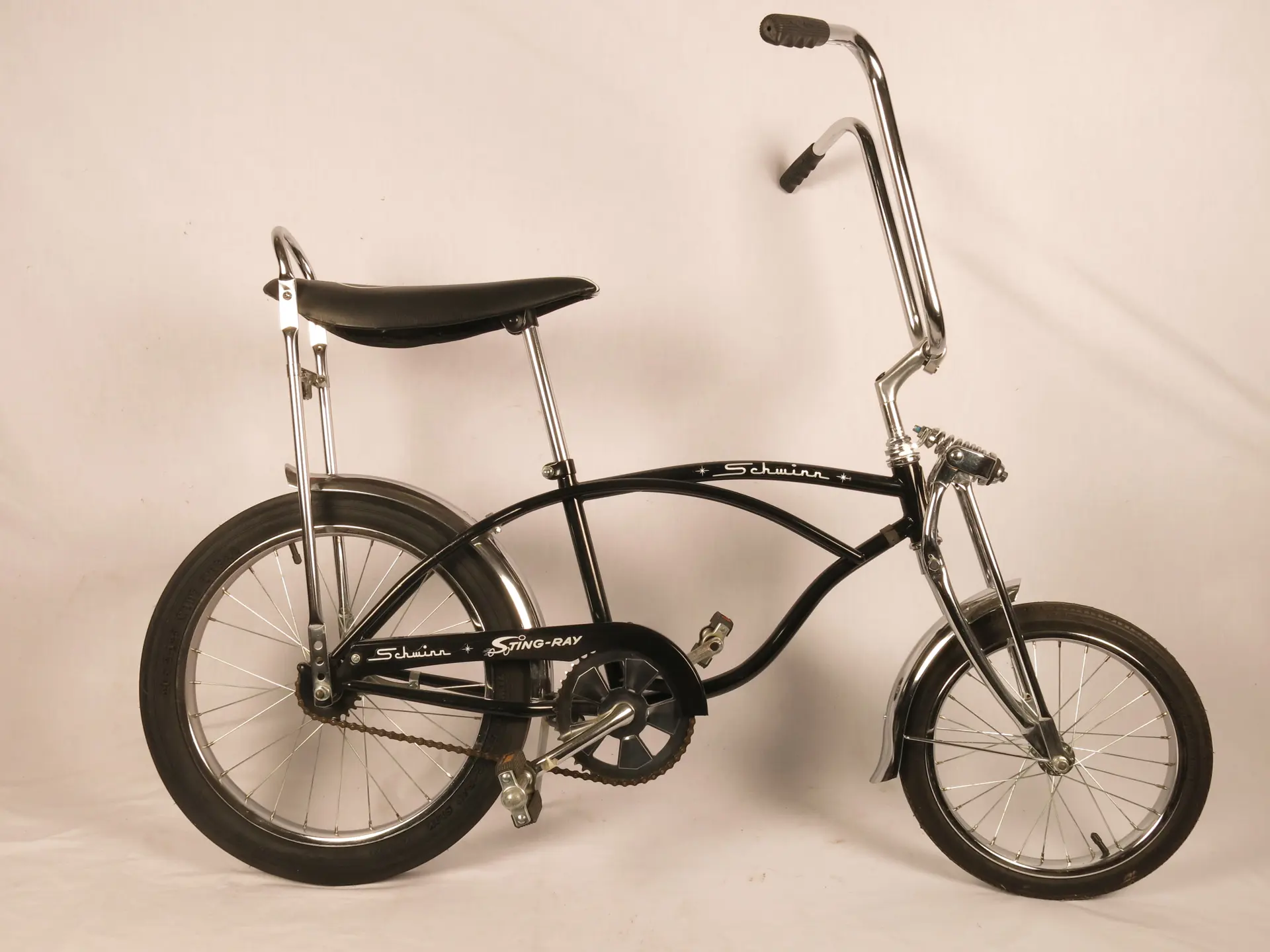 Schwinn Stingray "Black Friday" Bicycle | Auburn Fall 2013 | RM Sotheby's