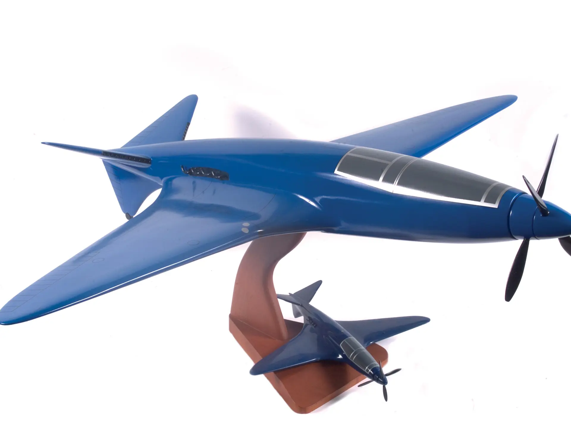 BUGATTI MODEL PLANES | The Ponder Collection | RM Sotheby's