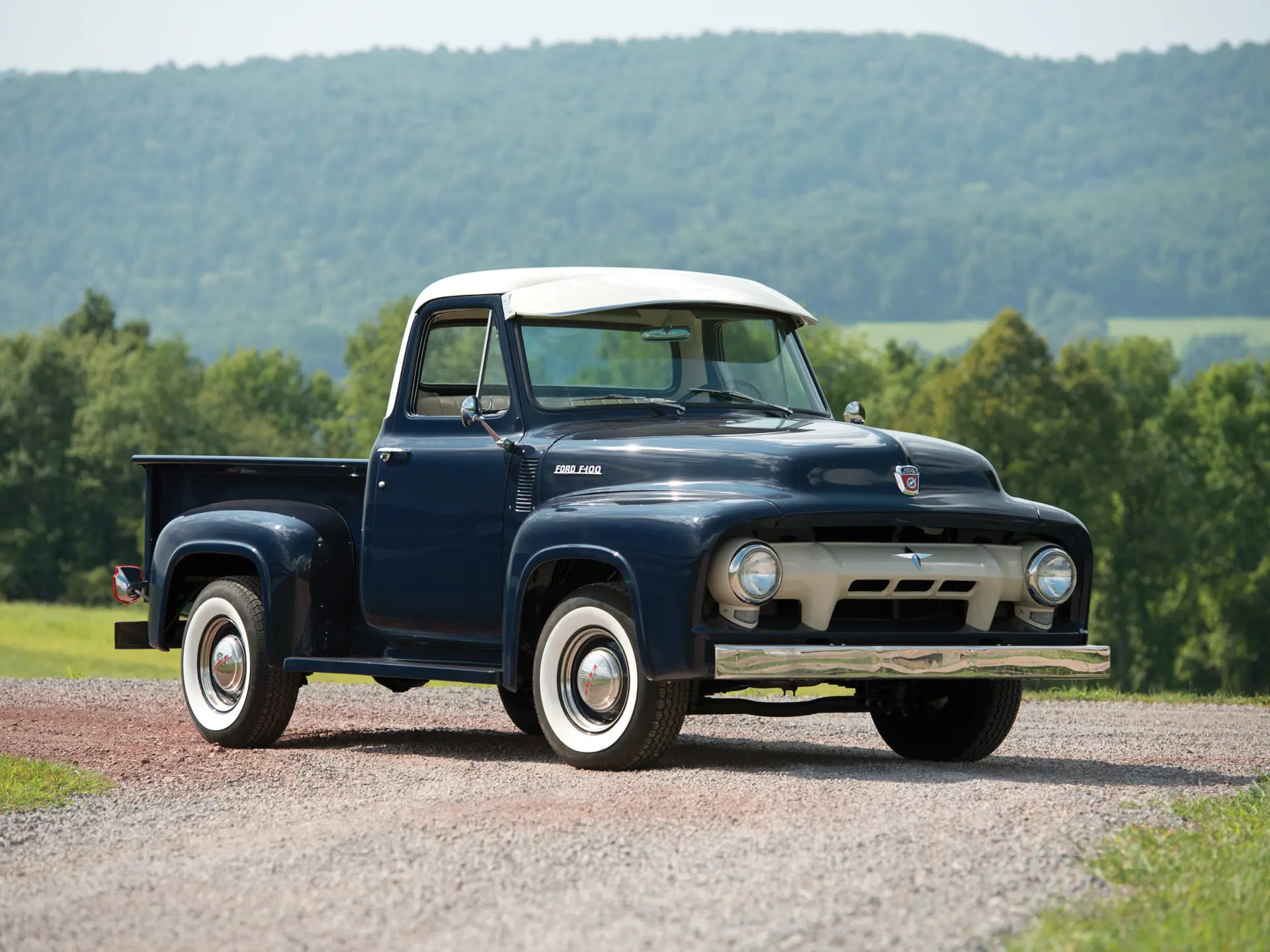 1954 Ford F-100 Pickup | Motor City 2016 | RM Sotheby's