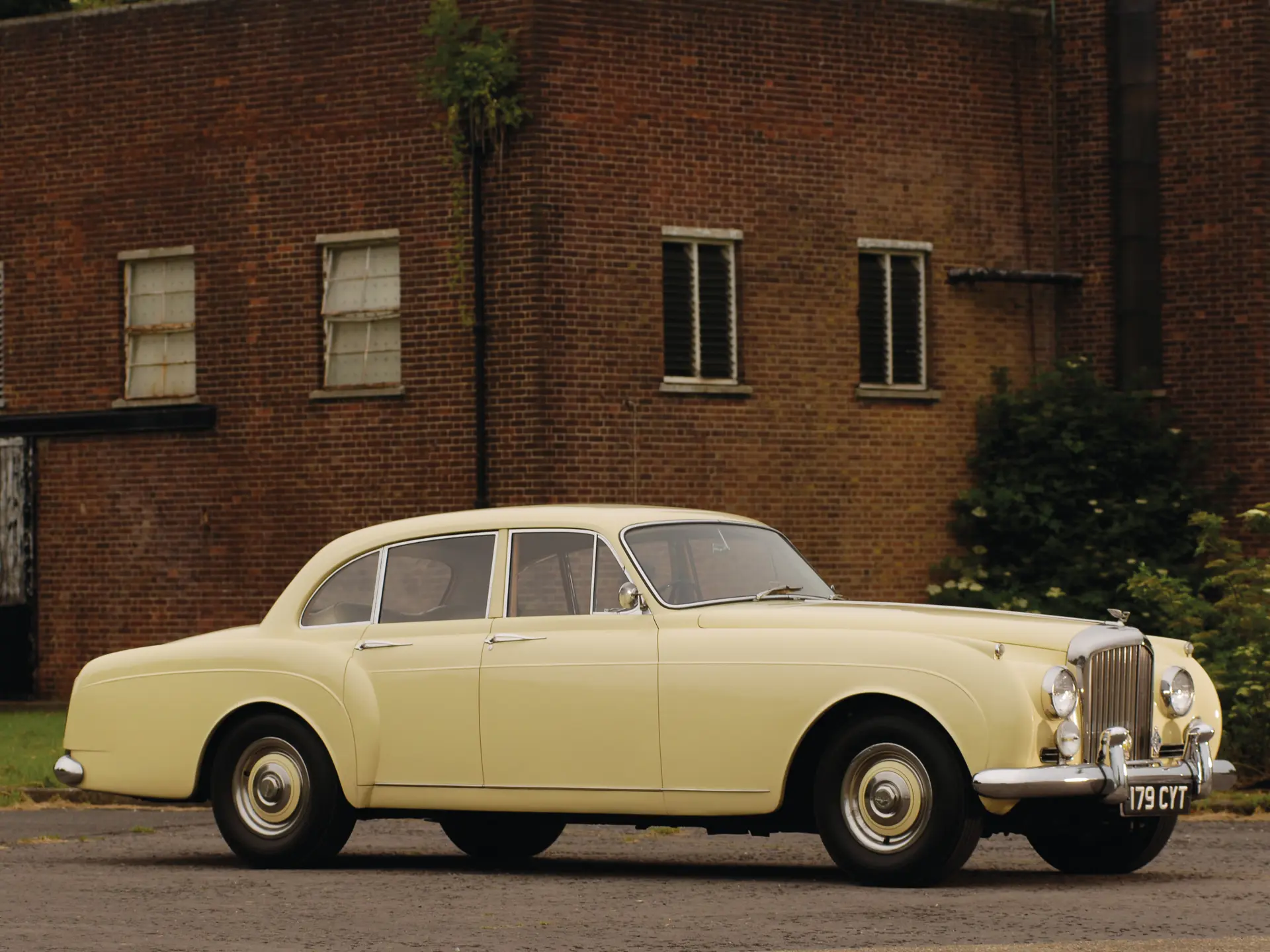 1961 Bentley S2 Continental Flying Spur | Automobiles of London 2007 ...