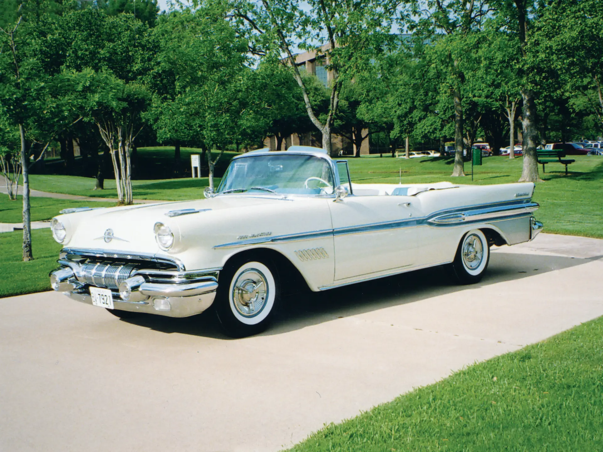 1957 Pontiac Bonneville Fuel Injected Convertible | Monterey Sports ...