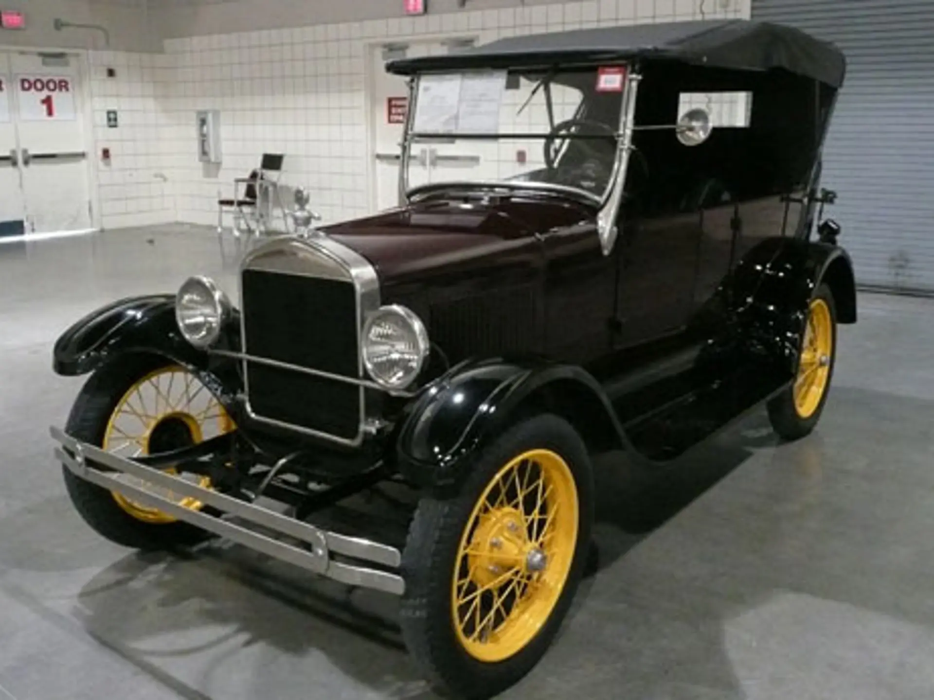 1927 Ford Model T Touring | Collector Cars of Fort Lauderdale 2010 | RM ...