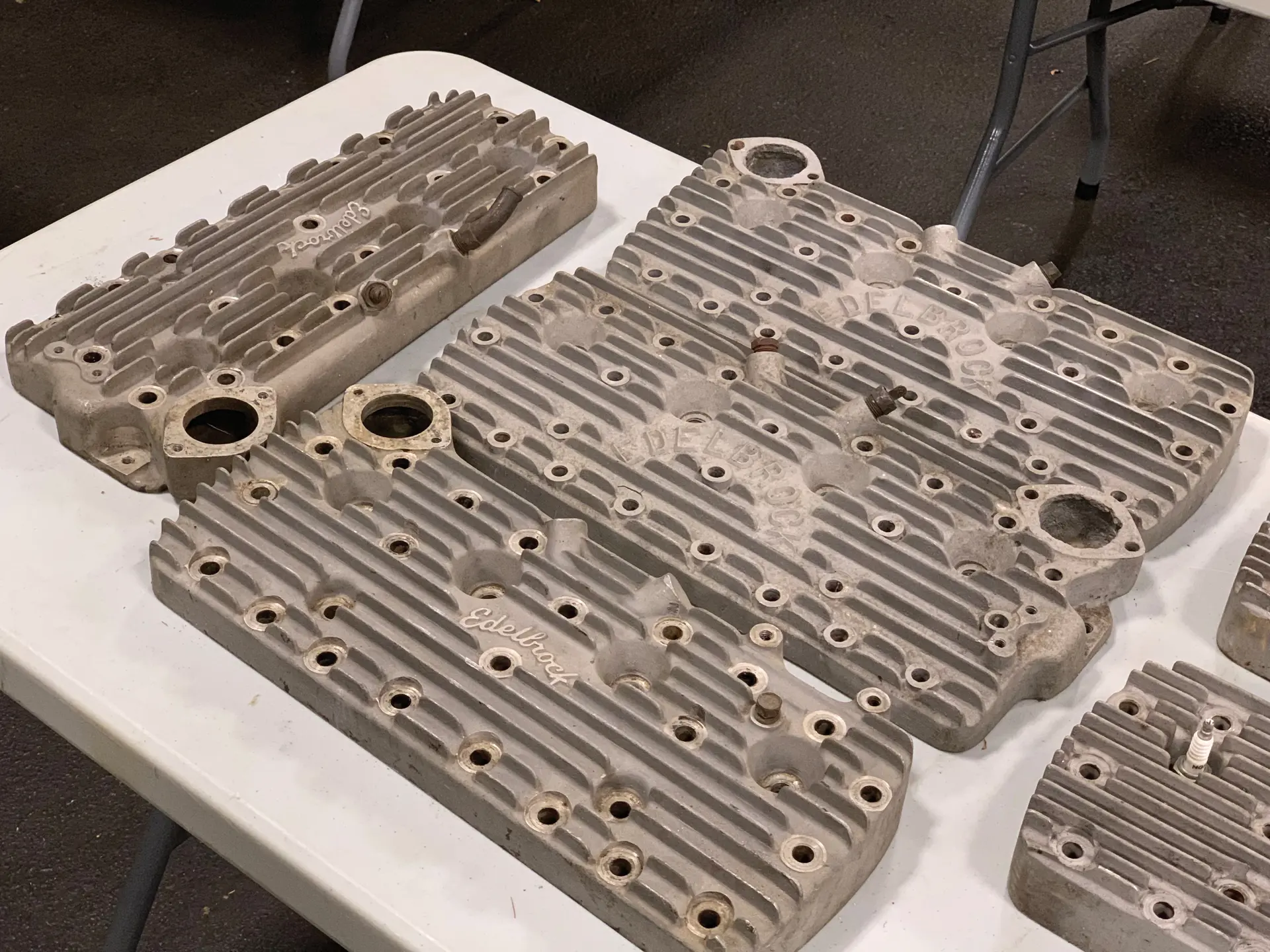 2 Sets of Edelbrock 24-Stud 8BA Heads | Auburn Fall 2019 | RM Sotheby's