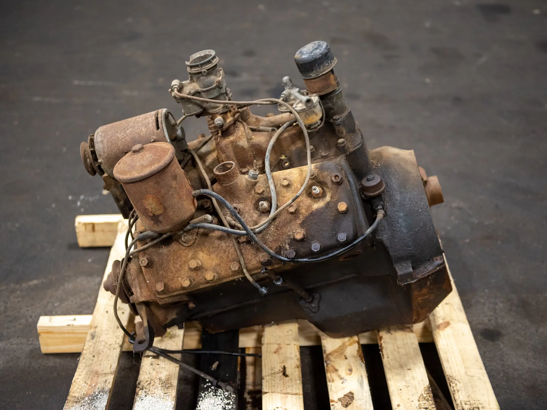 Flathead V-8 Engine | Auburn Fall 2021 | RM Sotheby's