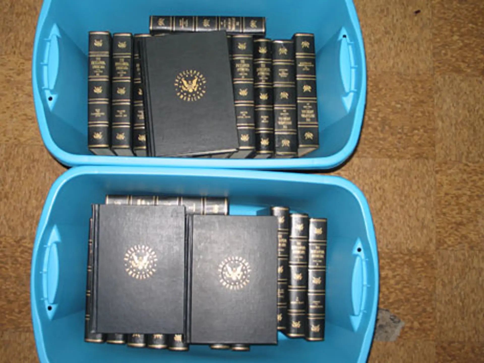 Encyclopedia of America Set, printed in 1957, 2 blue boxes | The Pate ...