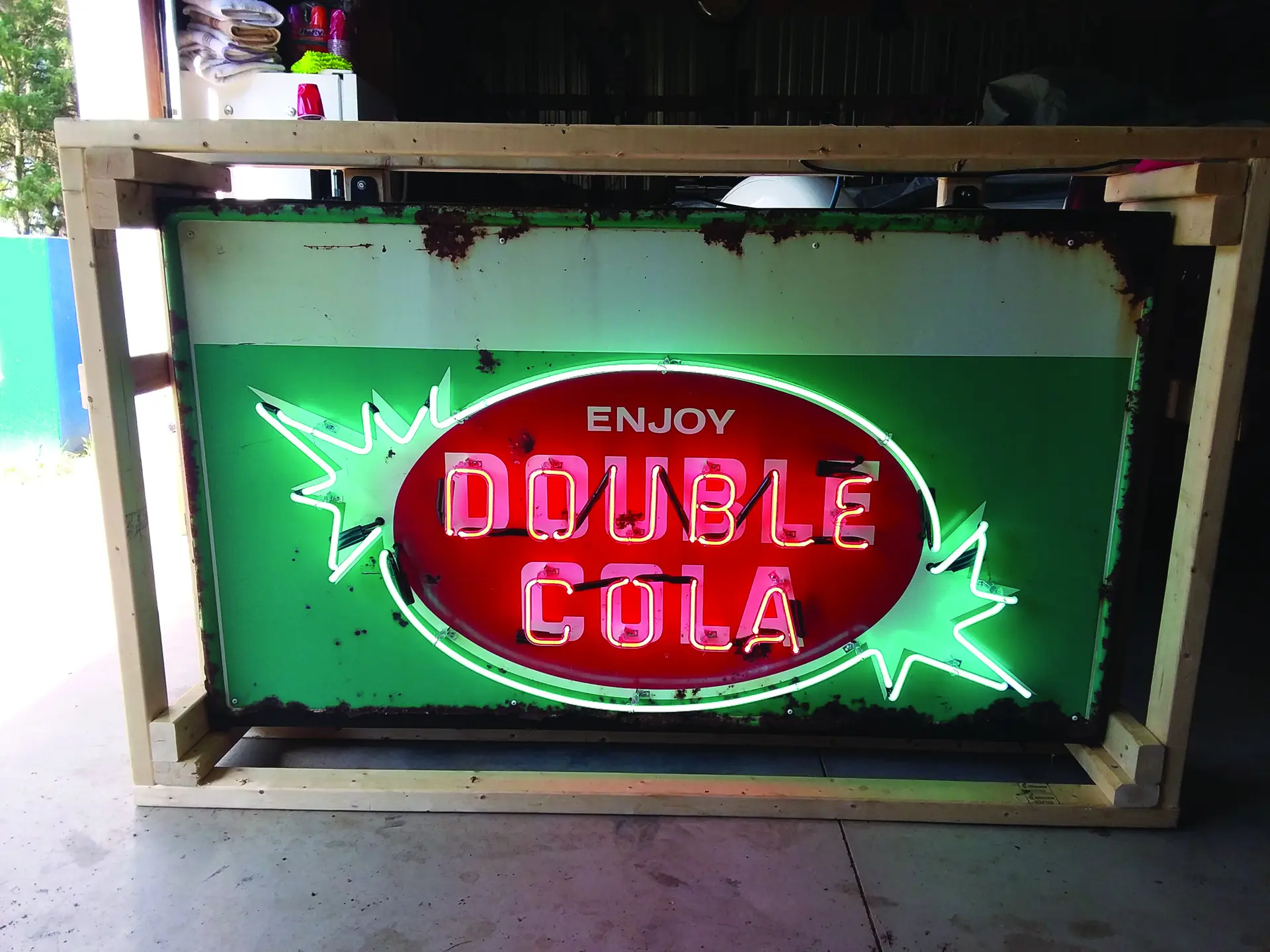 Double-Cola neon sign | Auburn Fall 2017 | RM Sotheby's