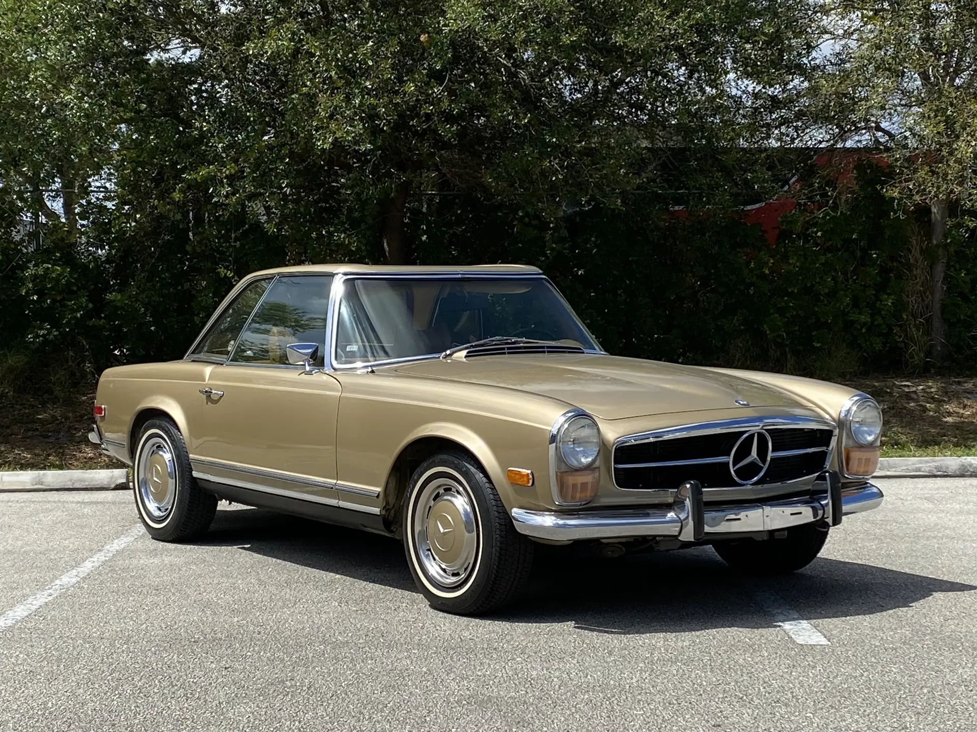 1971 Mercedes-Benz 280 SL 'Pagoda' | Palm Beach 2020 | RM Sotheby's