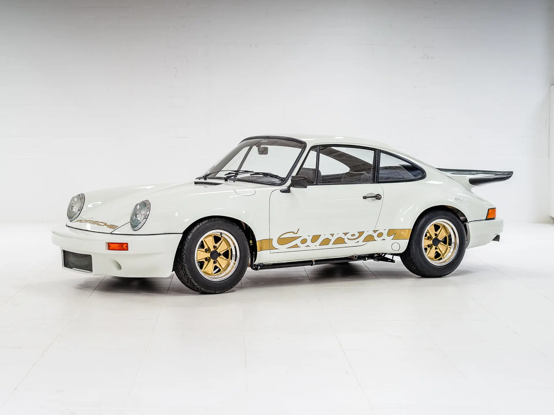 1974 Porsche 911 Carrera RS 3.0 | The White Collection | RM Sotheby's