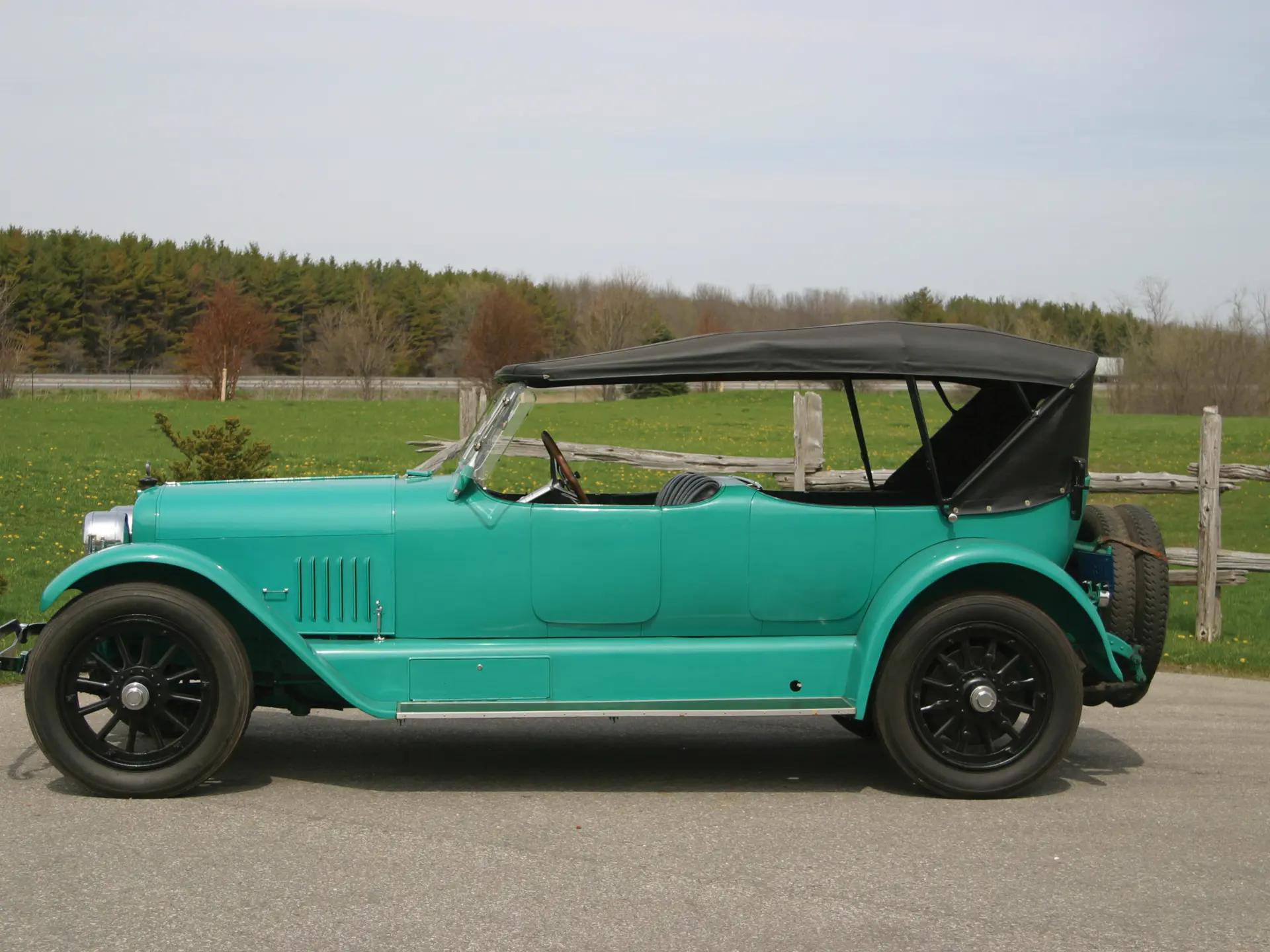 1922-mercer-sport-touring-vintage-motor-cars-at-meadow-brook-hall