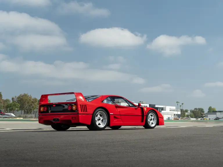 1990 Ferrari F40 | Miami 2024 | RM Sotheby's