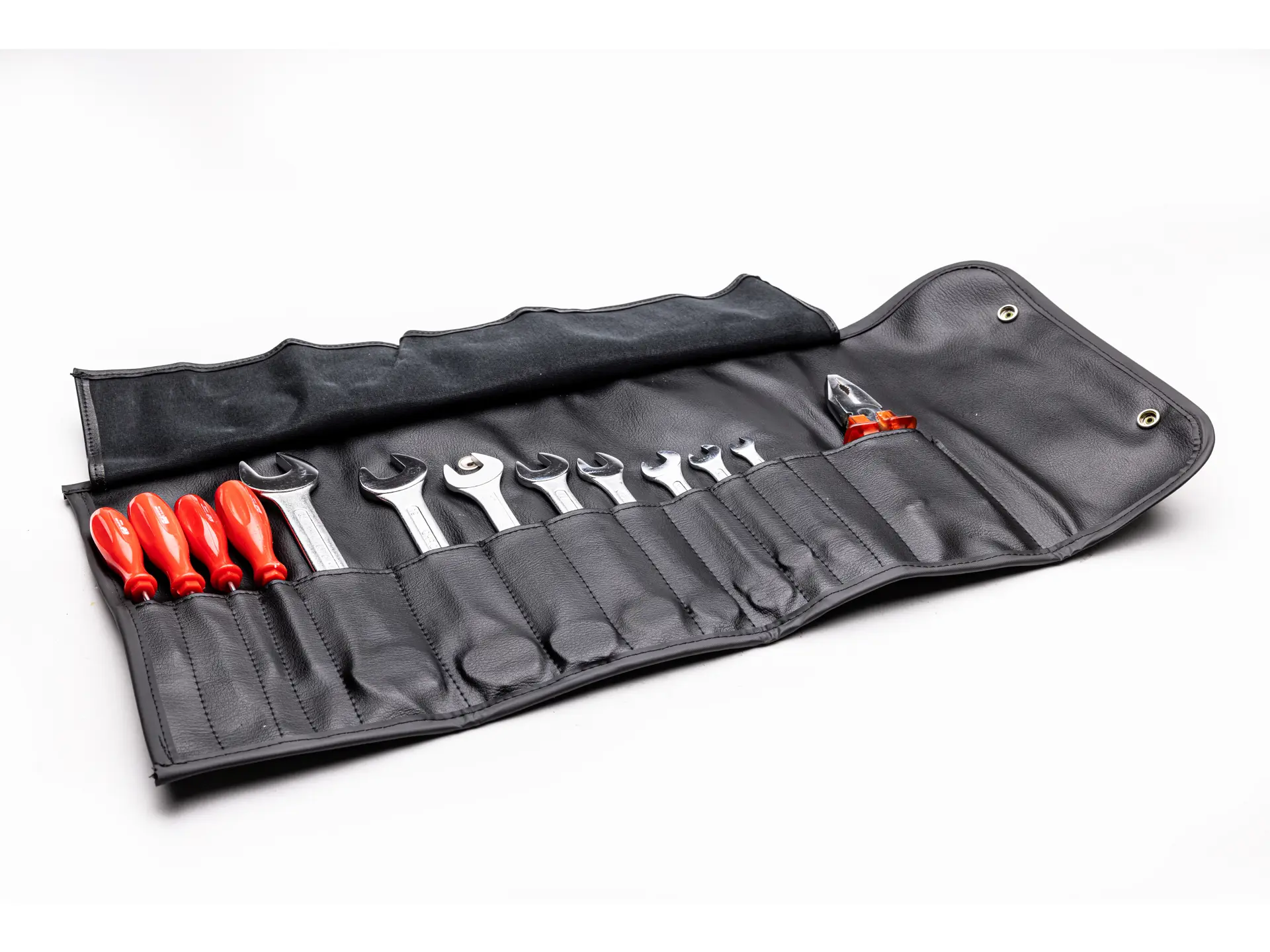 Ferrari 288 GTO Tool Roll | The Garagista Collection | RM Sotheby's
