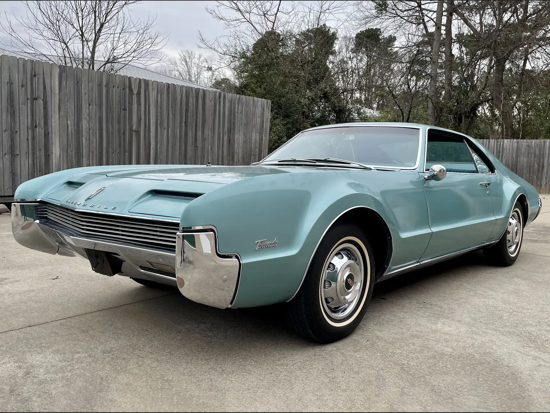 1966 Oldsmobile Toronado | Fort Lauderdale 2022 | RM Sotheby's