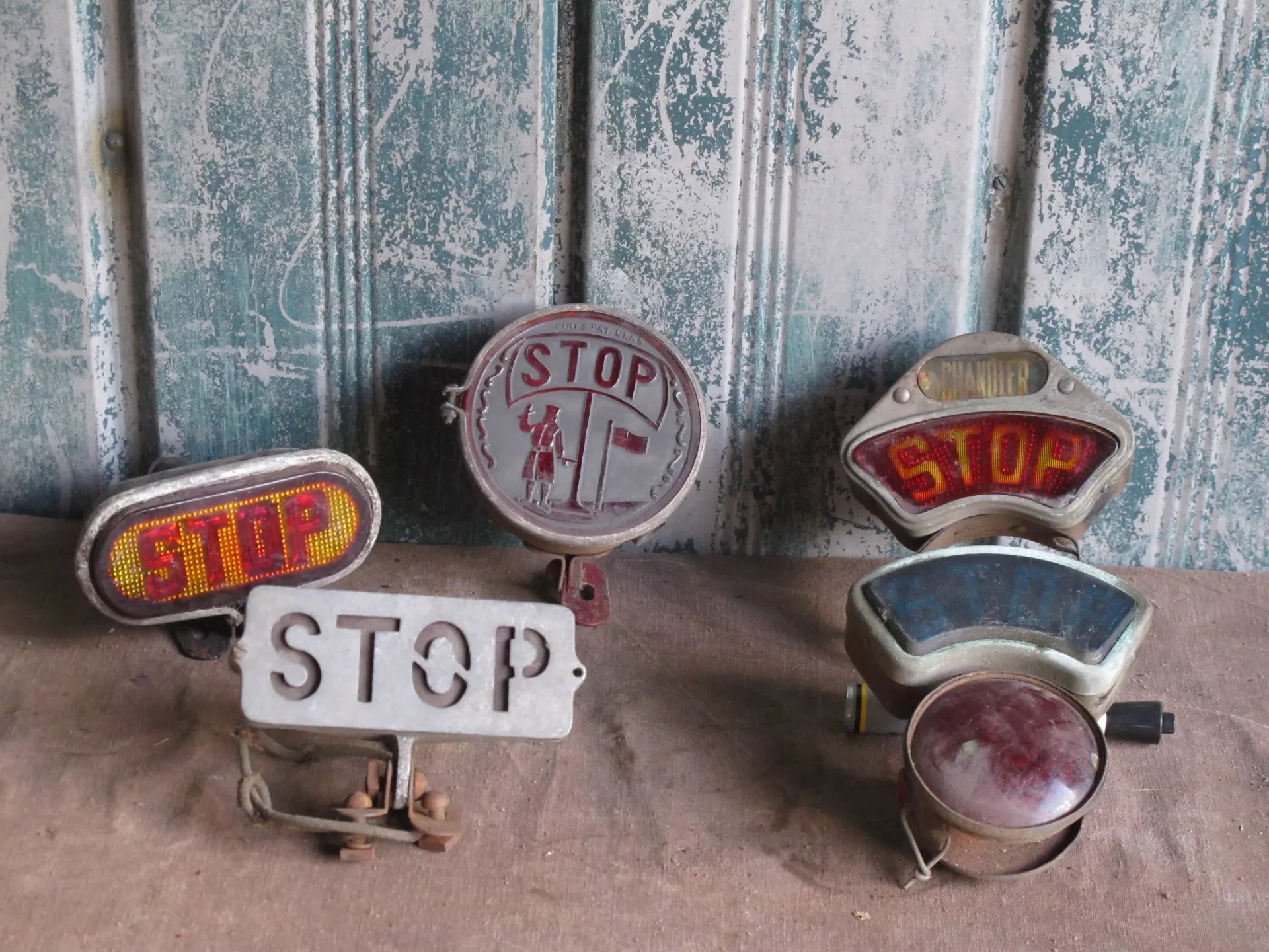 Car Stop Lights | The Lee Roy Hartung Collection | RM Sotheby's