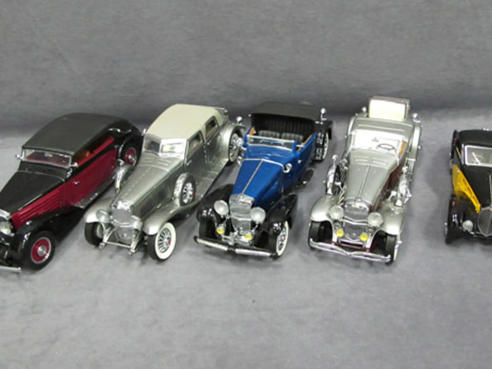 Five (5) 1/24 Scale Franklin Mint Cars | Auburn Spring 2012 | RM Sotheby's