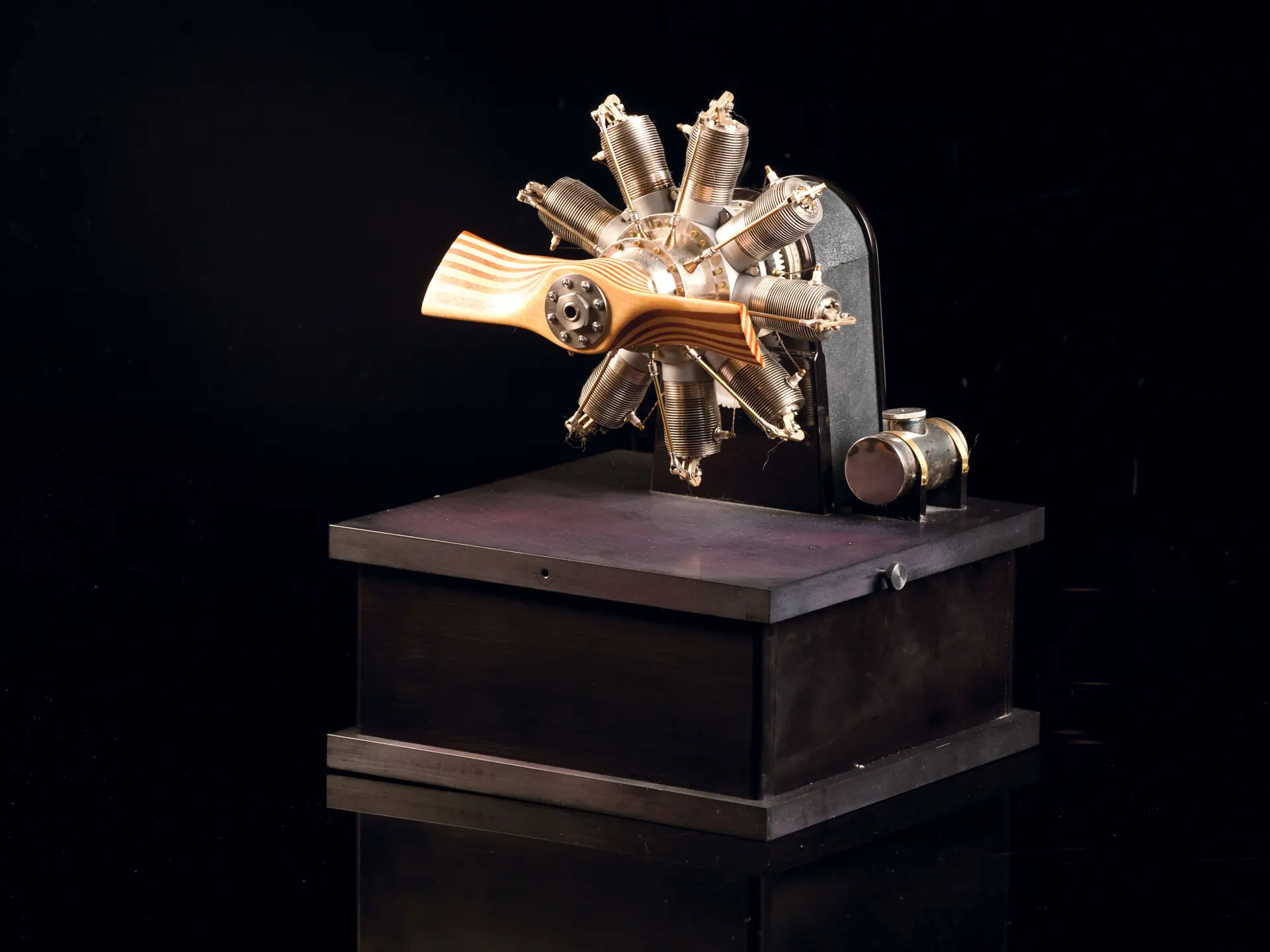 "Gnome" Nine-Cylinder WWI Rotary Engine | The Milhous Collection | RM ...