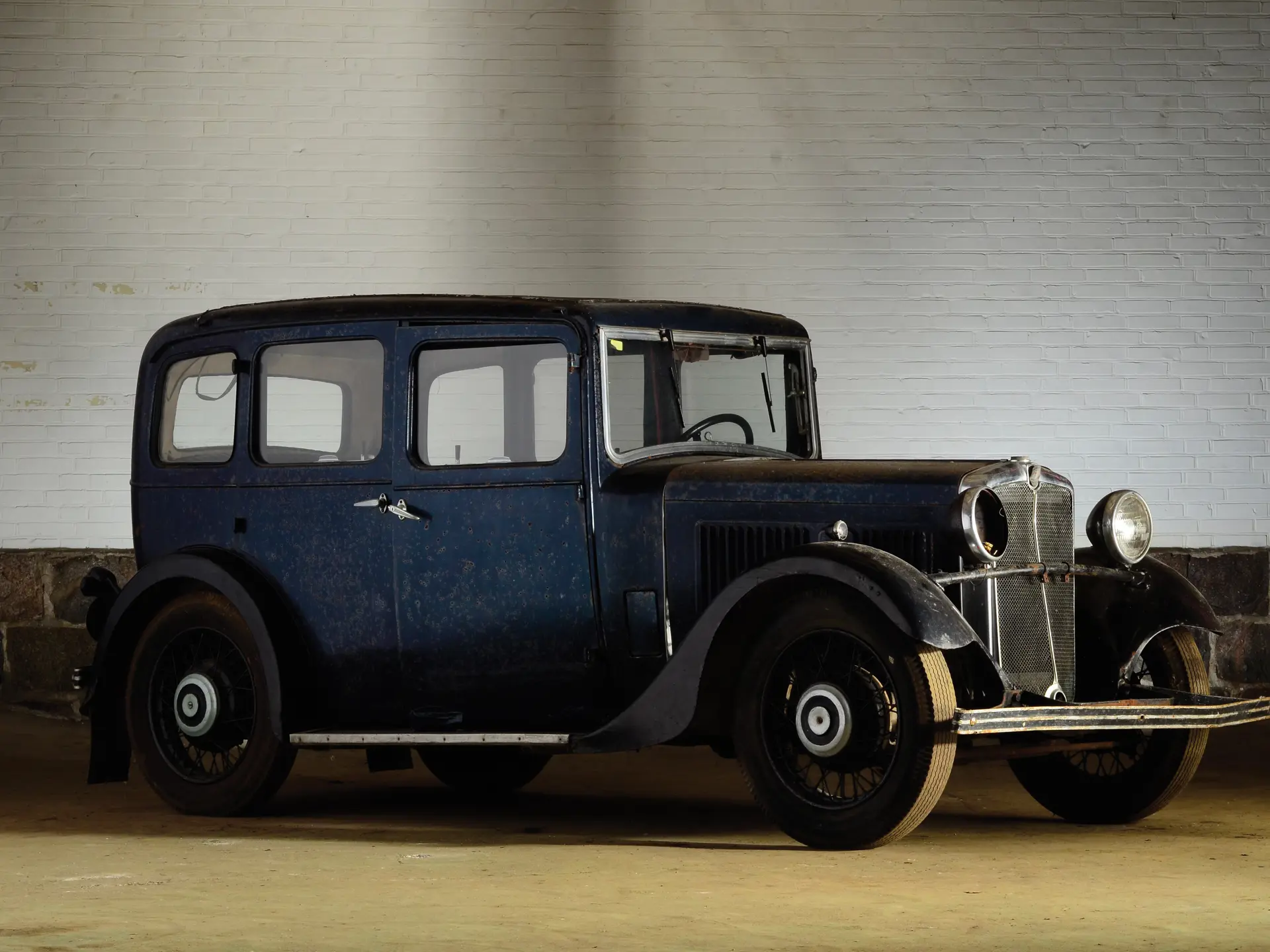 1934 Morris 10/4 Saloon | Aalholm Automobile Collection | RM Sotheby's