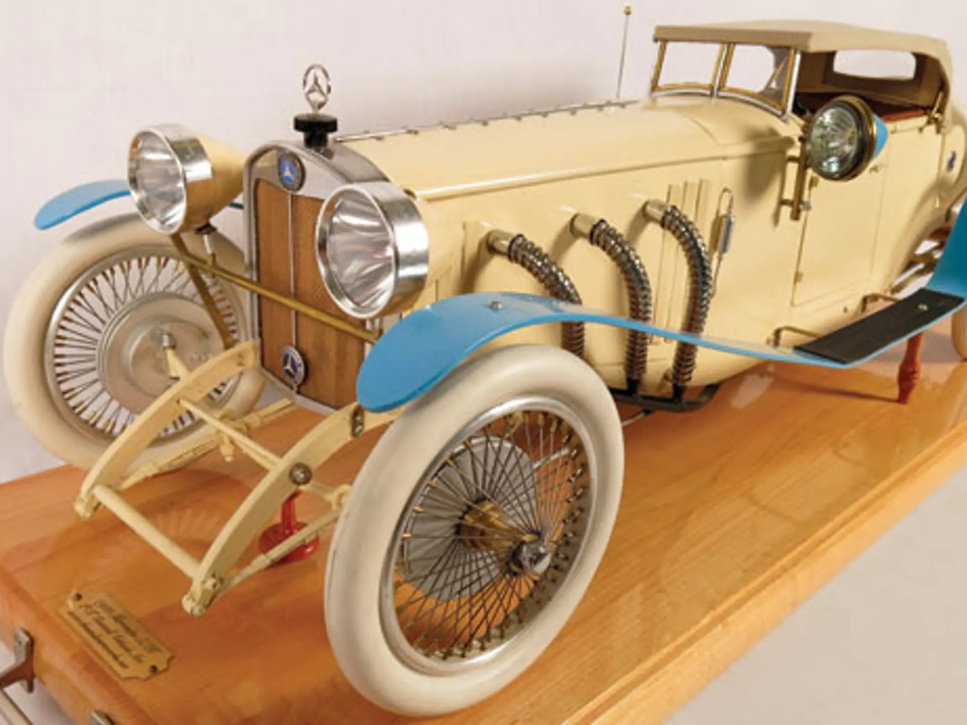 Model of 1932 Mercedes-Benz SSK (26" X 14" X 40") | Auburn Fall 2013 ...