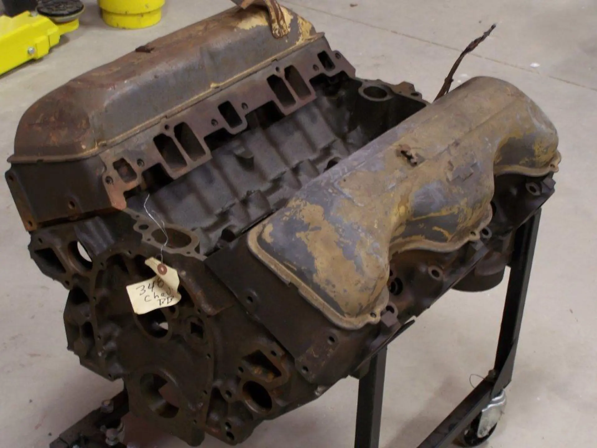 1960 348 Chevy big block engine | Auburn Spring 2016 | RM Sotheby's