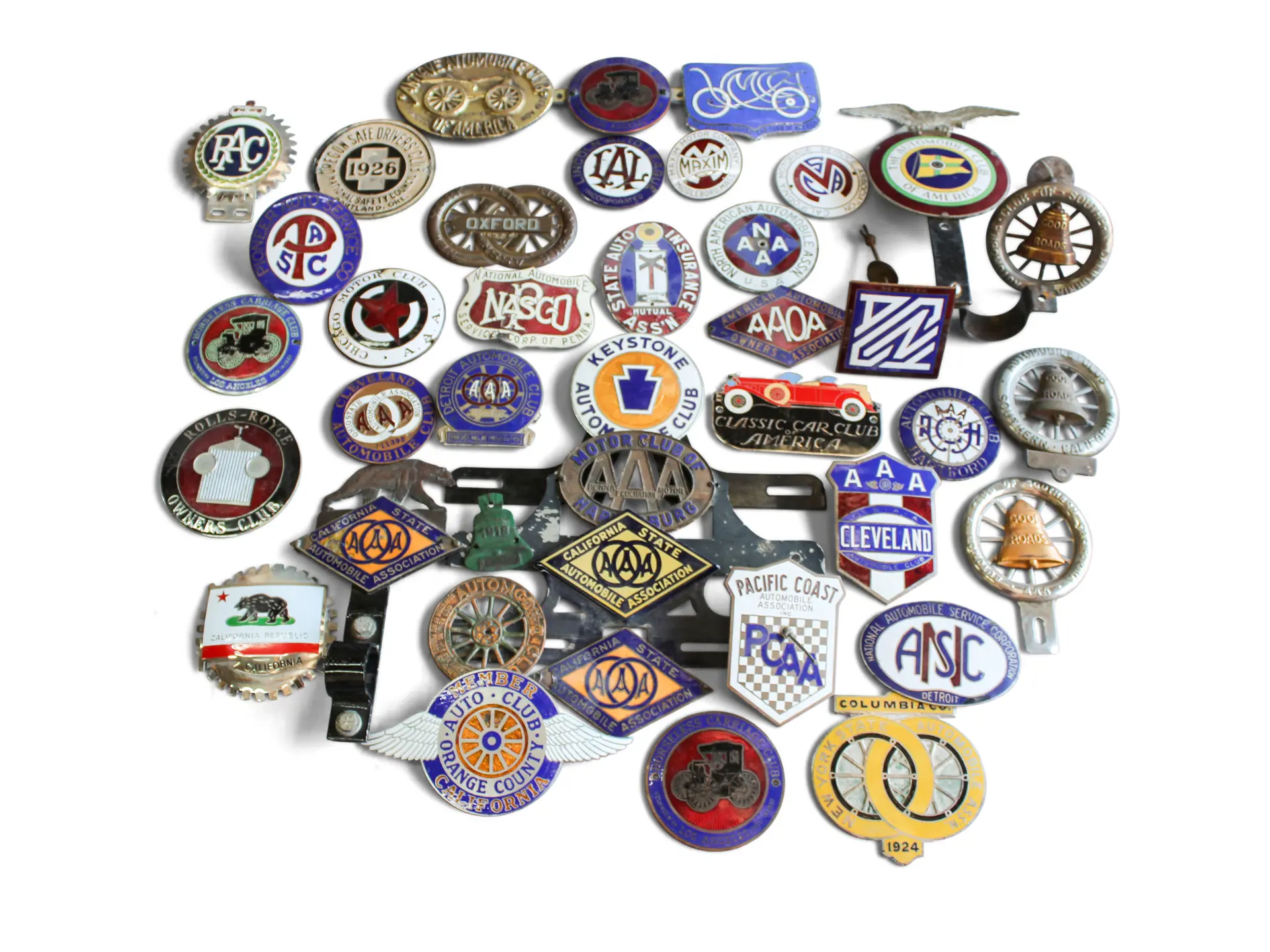 Vintage Car Club Badges | Hershey 2023 | RM Sotheby's