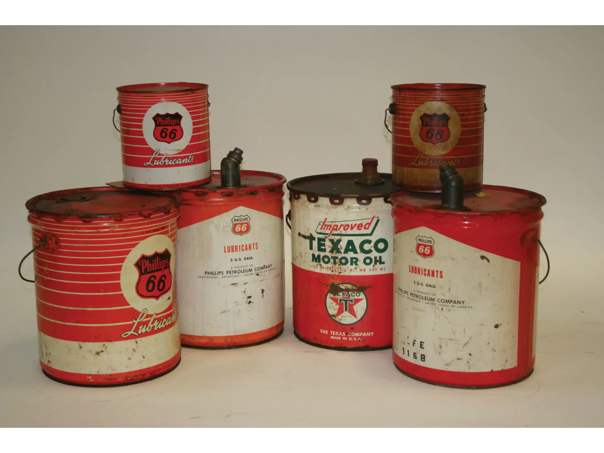 Texaco, Phillips 66 Oil and Lubricant Cans | Auburn Fall 2015 | RM ...