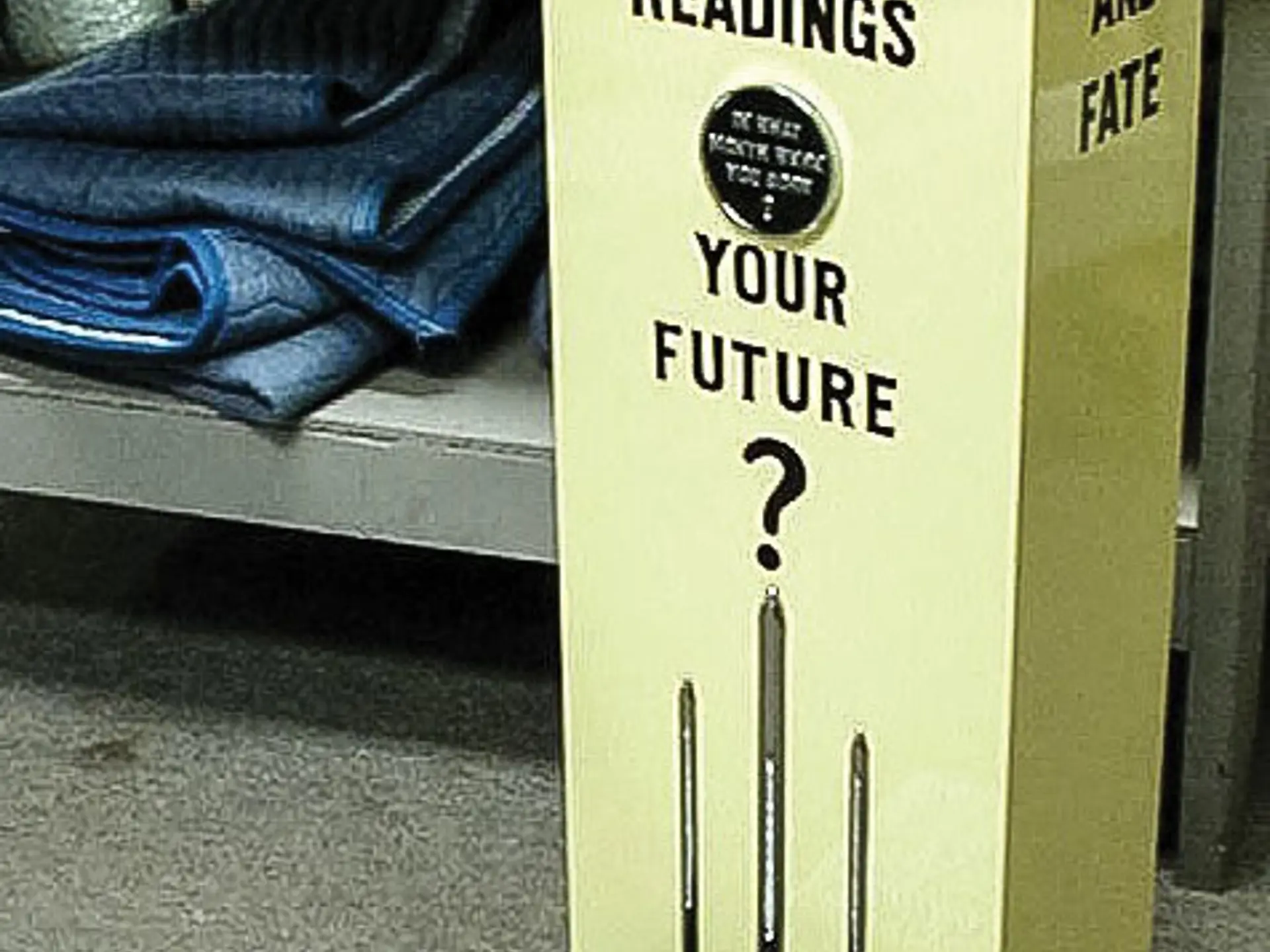 A 1940's era American Penny Scale. | Fort Lauderdale 2016 | RM Sotheby's