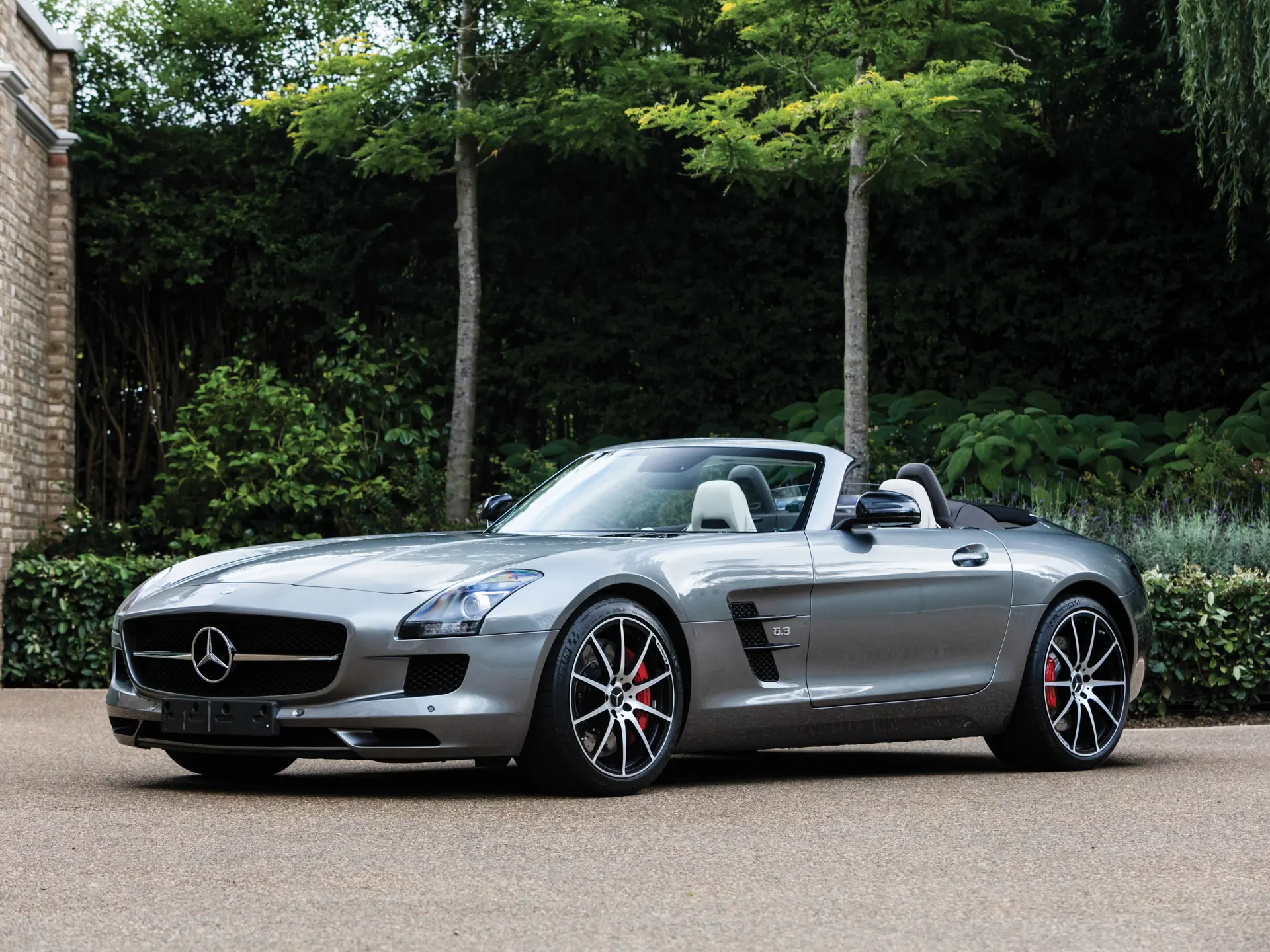 2014 Mercedes-Benz SLS AMG GT Roadster | London 2017 | RM Sotheby's