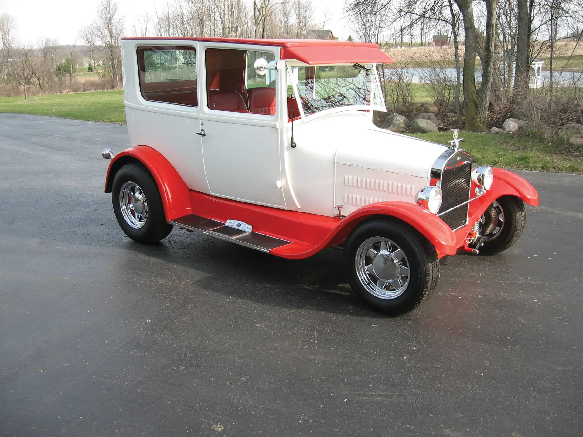 1926 Ford Model T Two Door | Classic Car Auction of Michigan 2008 | RM ...