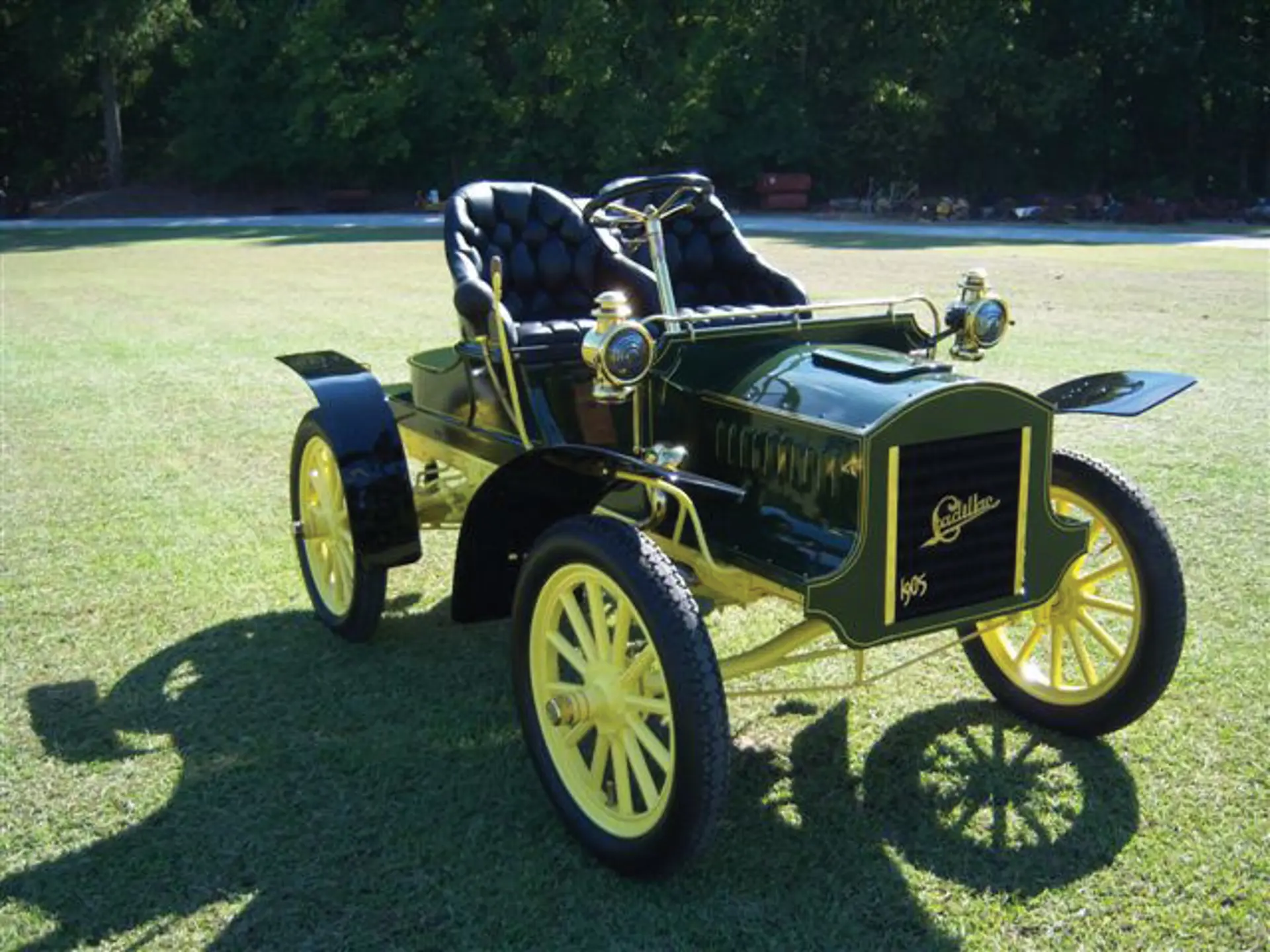 1905 Cadillac Model E Runabout | Spring Carlisle Auction 2011 | RM ...