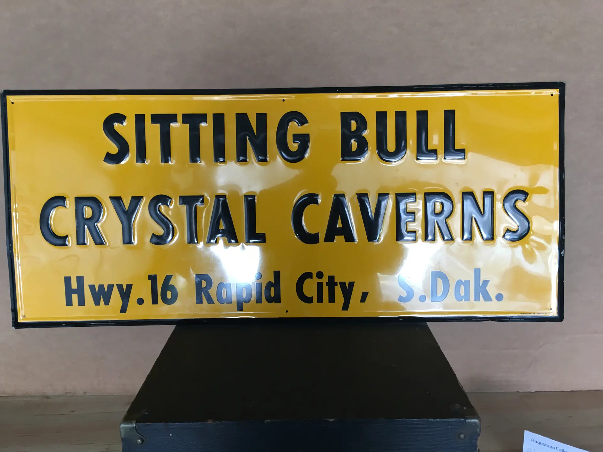 Sitting Bull Crystal Caverns, Rapid City, SD Tin Sign | Auburn Spring ...