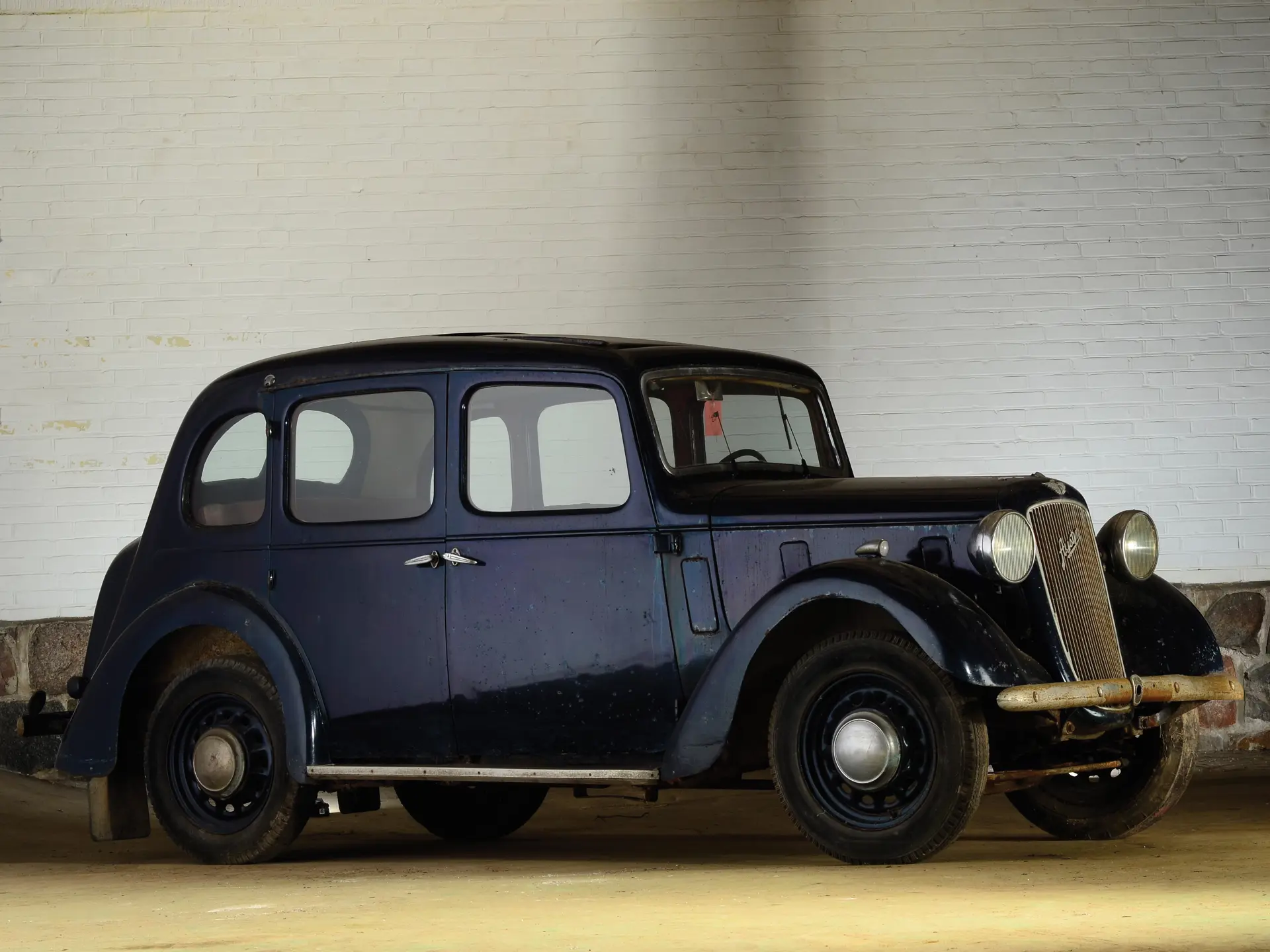 1936 Austin Ten Cambridge Saloon | Aalholm Automobile Collection | RM ...
