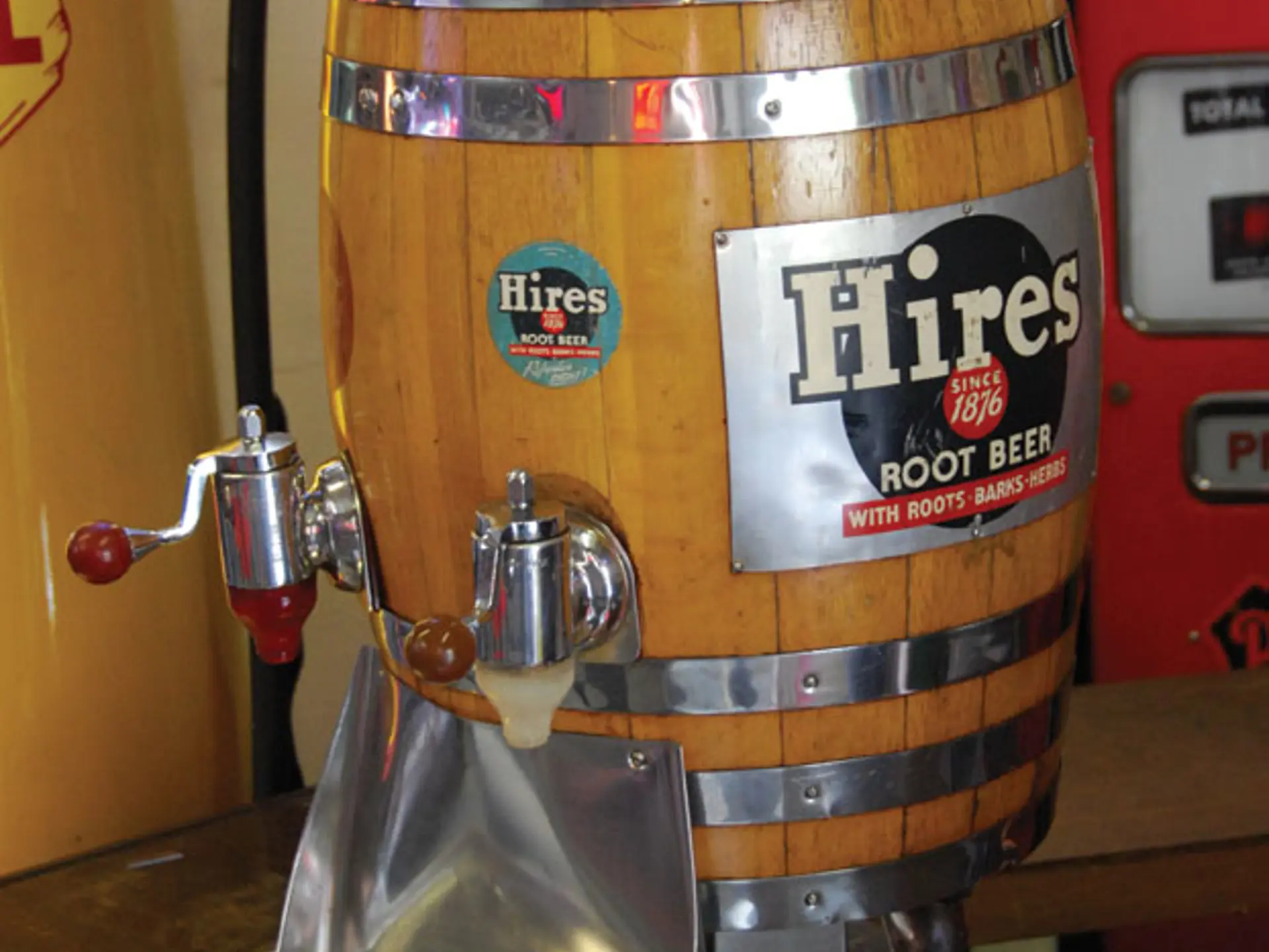 Hires Root beer and Coke barrel | Fort Lauderdale 2014 | RM Sotheby's
