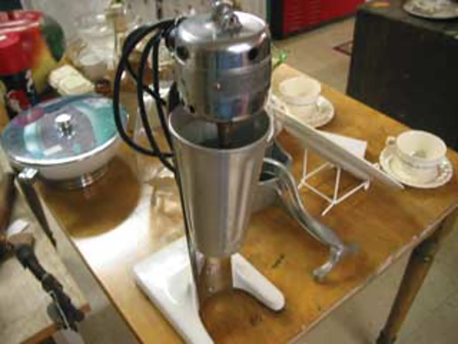 Vintage Milk shake Machine, with cup. Great for the vintage dinner look ...