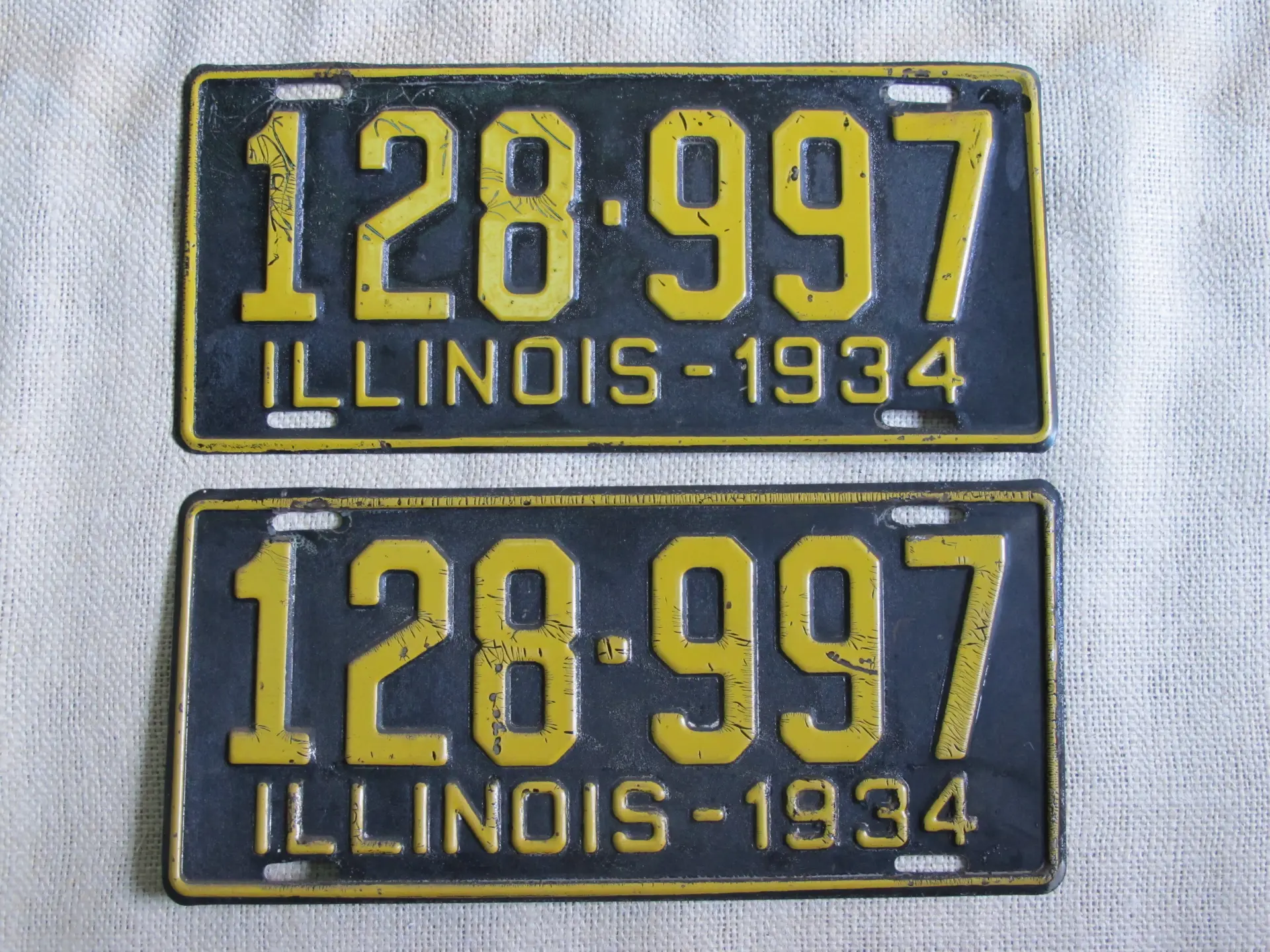 Matched Pair Illinois Plates | The Lee Roy Hartung Collection | RM ...