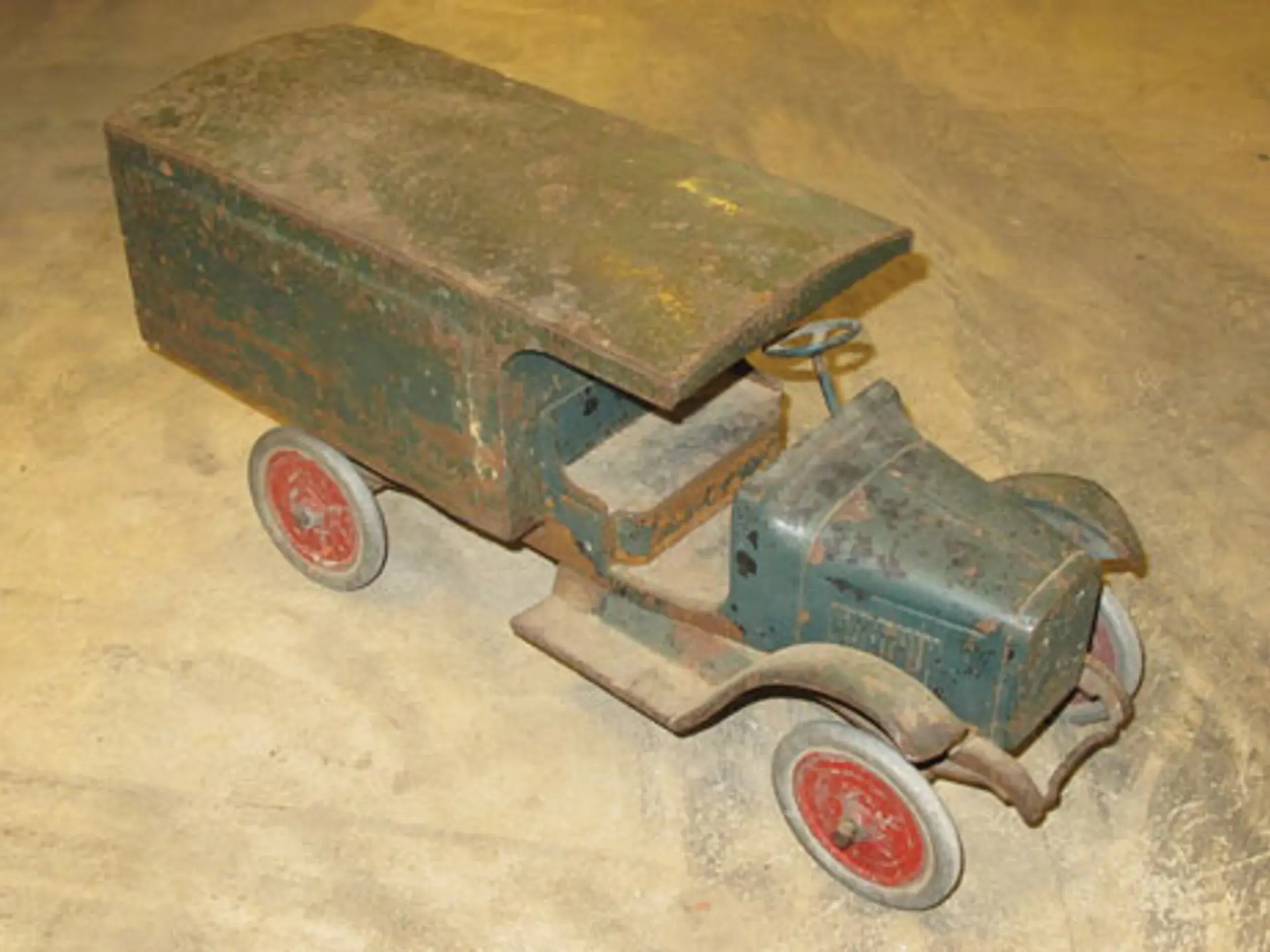 Childrens Mack Truck Toy | The Bennett Collection | RM Sotheby's