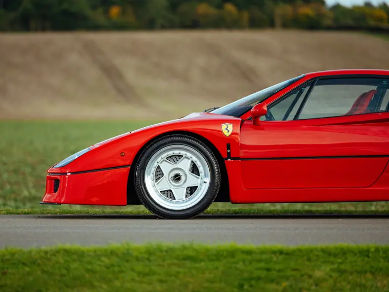 1991 Ferrari F40 | London 2022 | RM Sotheby's