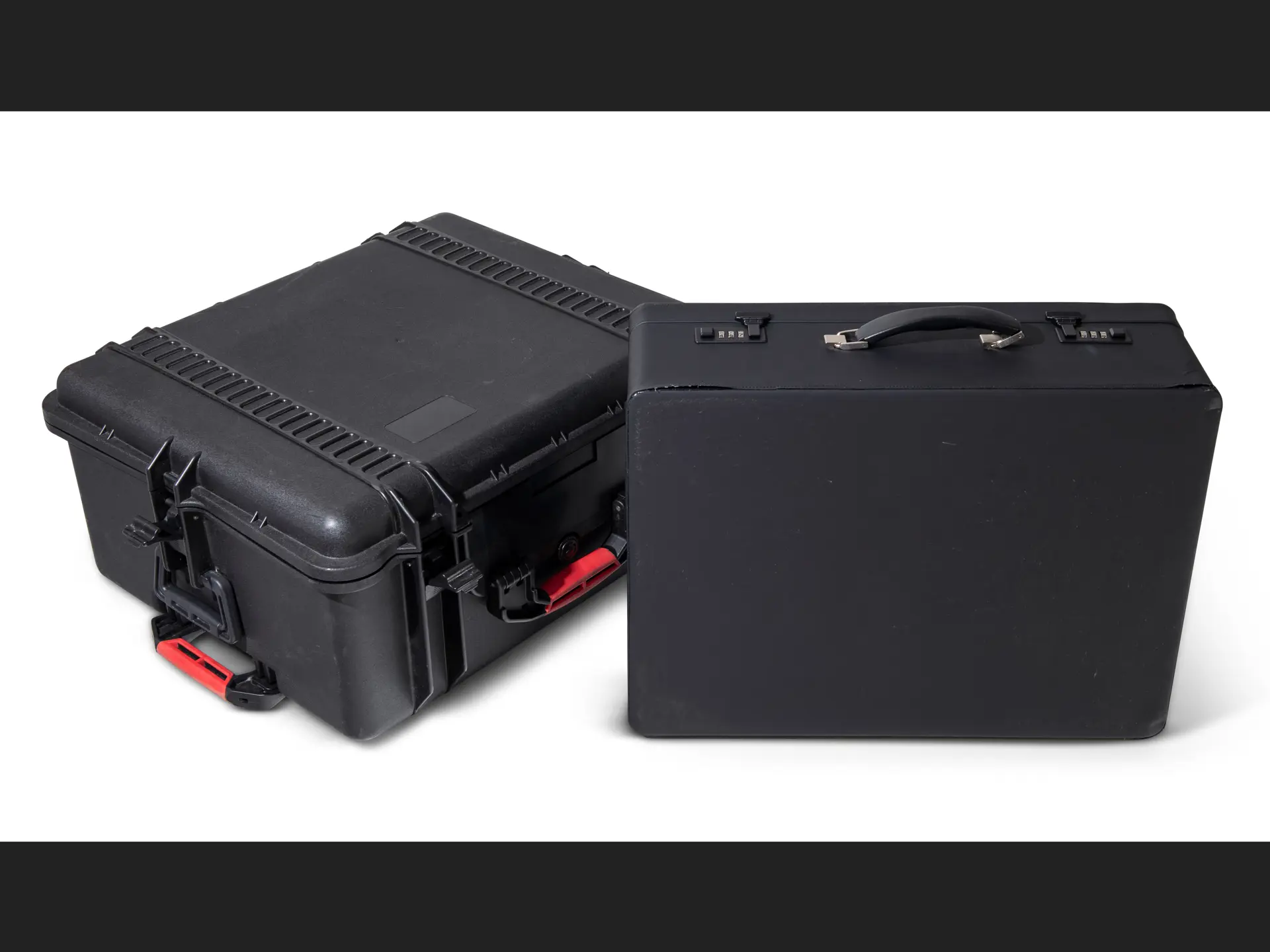 Porsche 918 Spyder Dealer Sample Case | The White Collection | RM Sotheby's