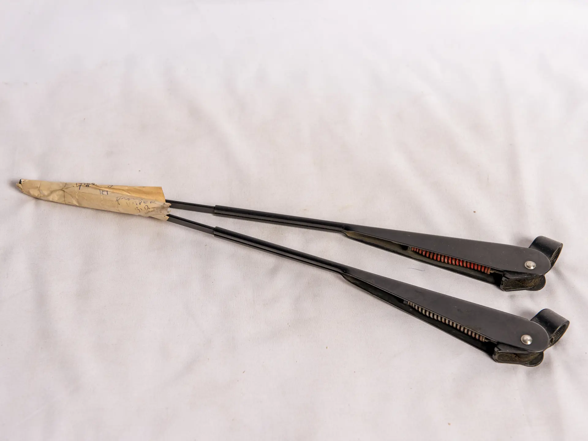 Ferrari 365 GTB/4 Windshield Wipers | Auburn Fall 2020 | RM Sotheby's