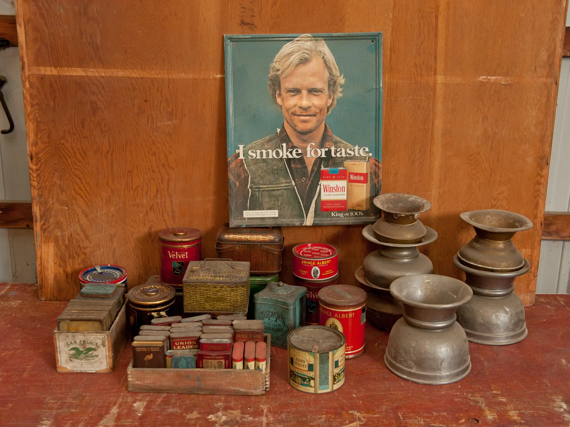 Tobacco Memorabilia | The Lee Roy Hartung Collection | RM Sotheby's